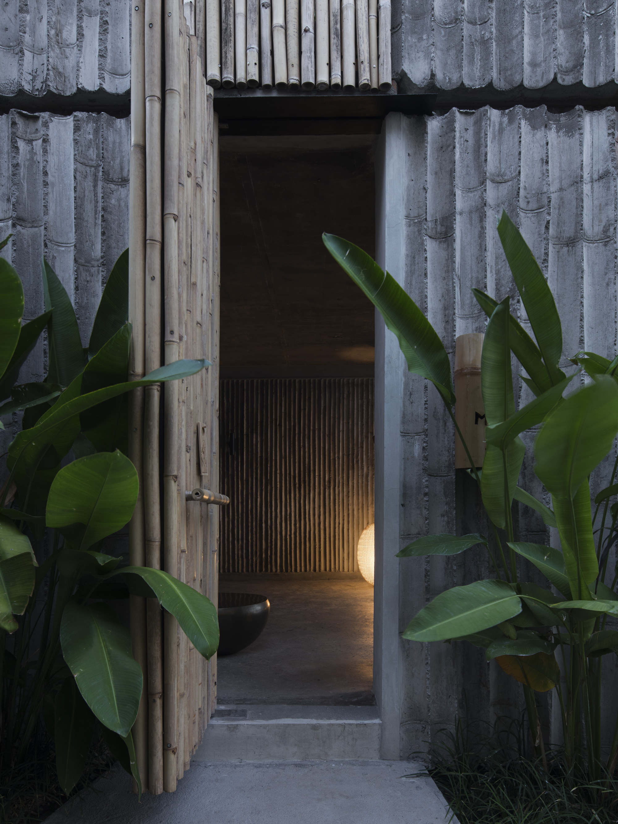Gallery of The Tiing Hotel / Nic Brunsdon + MANGUNING - 8