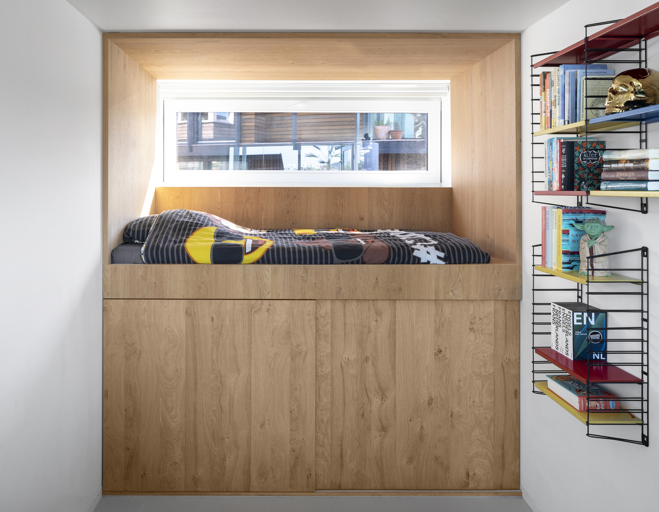 Gallery of Floating Home / i29 interior architects - 32