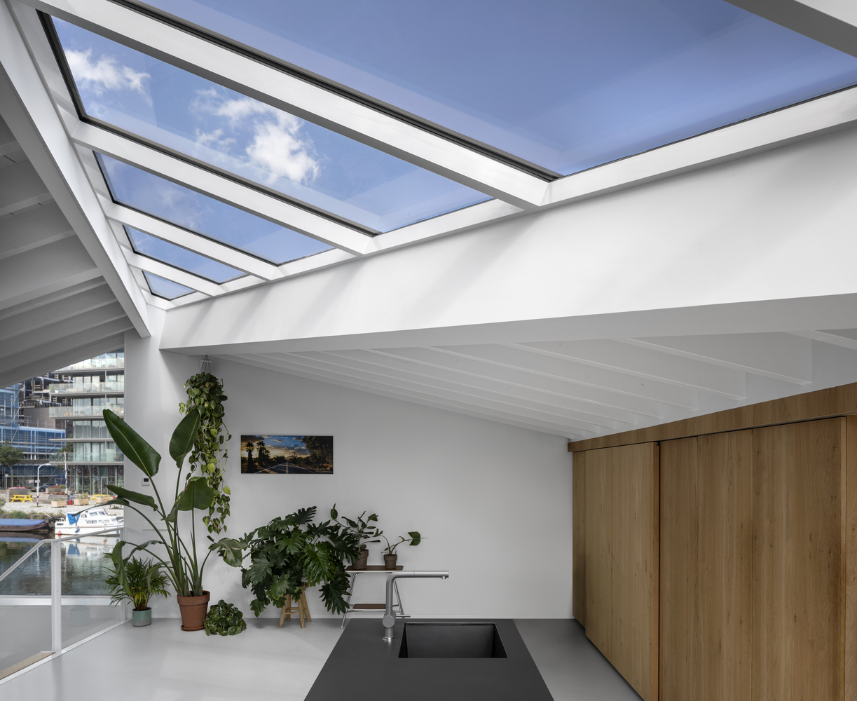 Gallery of Floating Home / i29 interior architects - 39