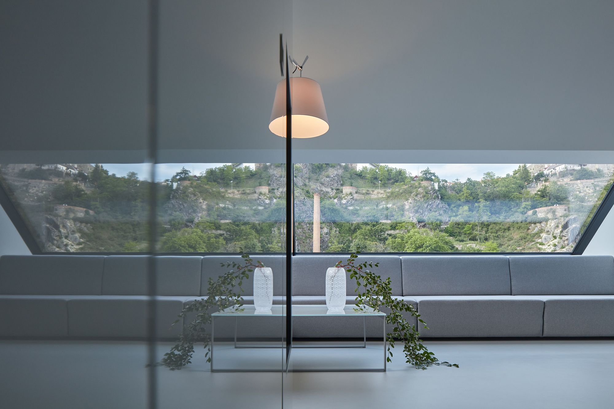 Gallery of Family House in the River Valley / Kuba & Pilar architekti - 13