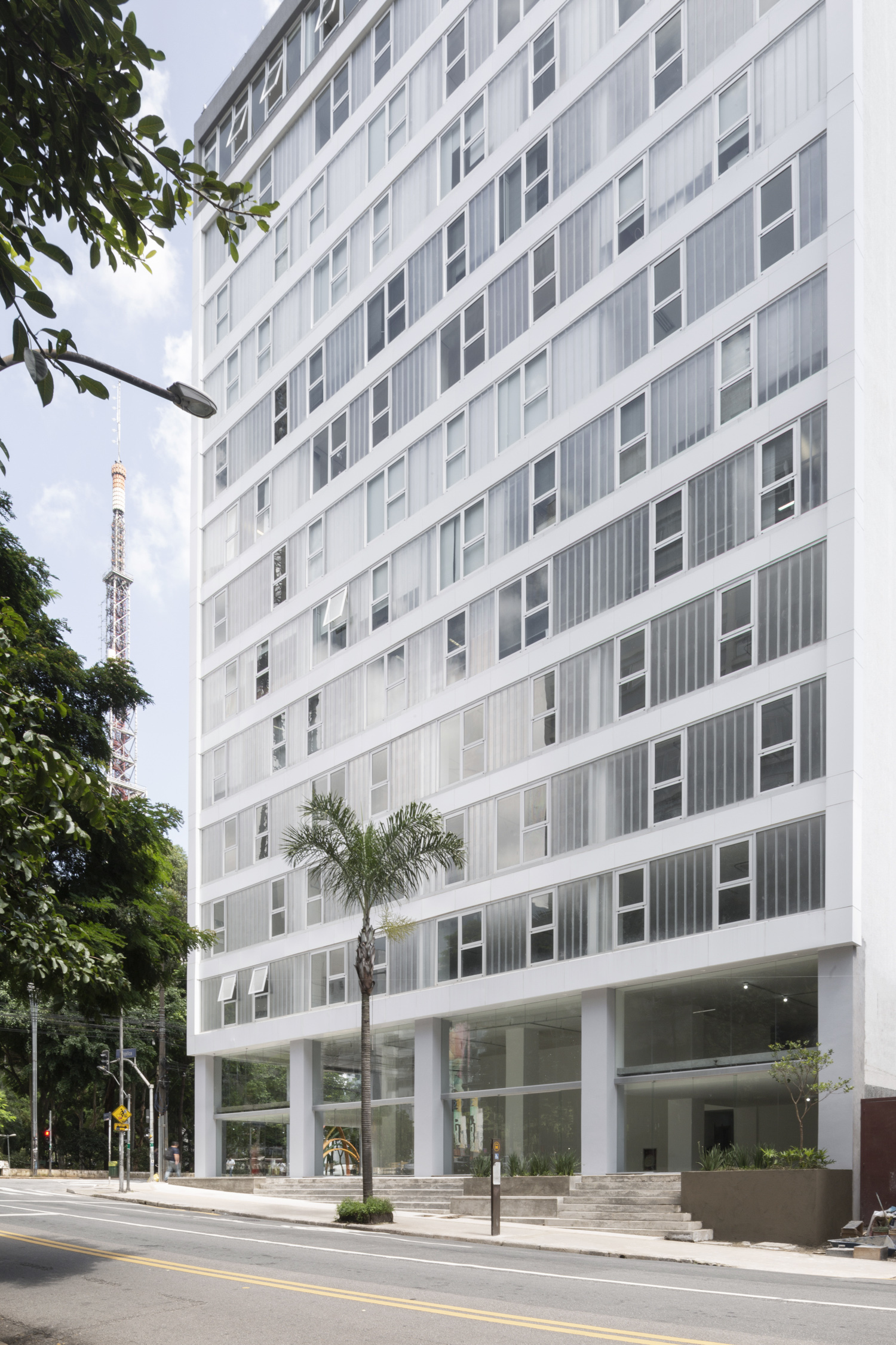 Galeria de Edifício Rosa / AR Arquitetos - 5