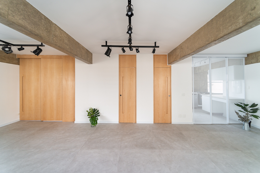 Galeria de 12 Interiores brasileiros com estrutura aparente - 9