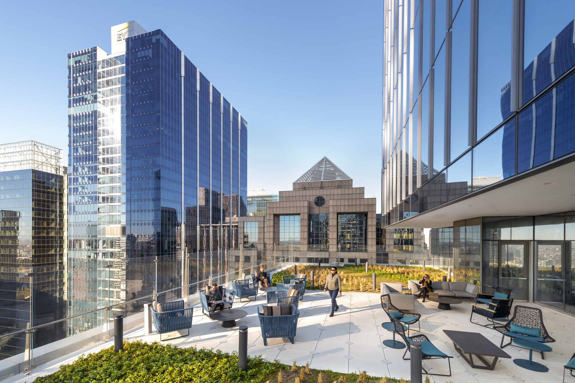 Gallery of 110 North Wacker Drive Office Building / Goettsch Partners - 6