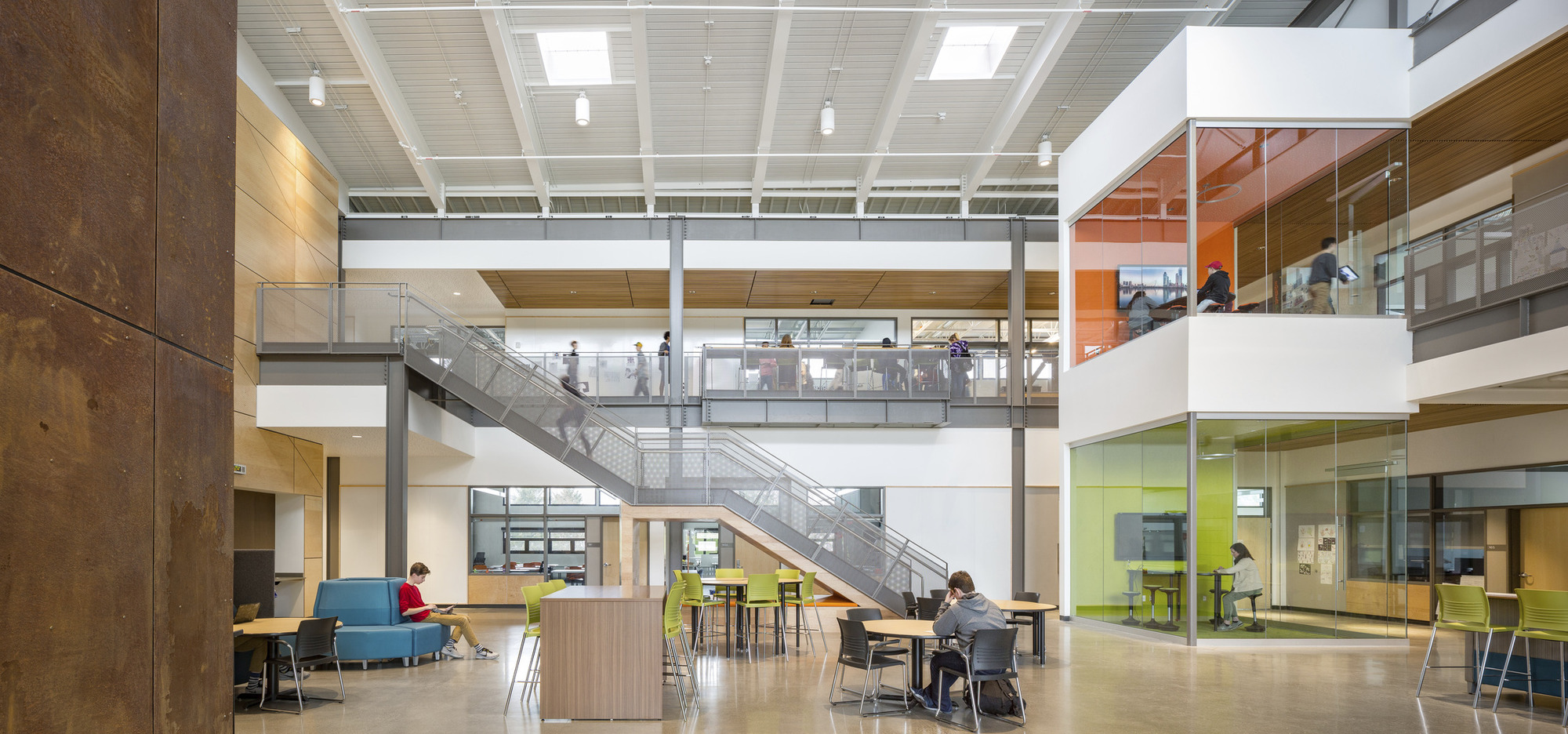 Gallery of Discovery High School / DLR Group - 15