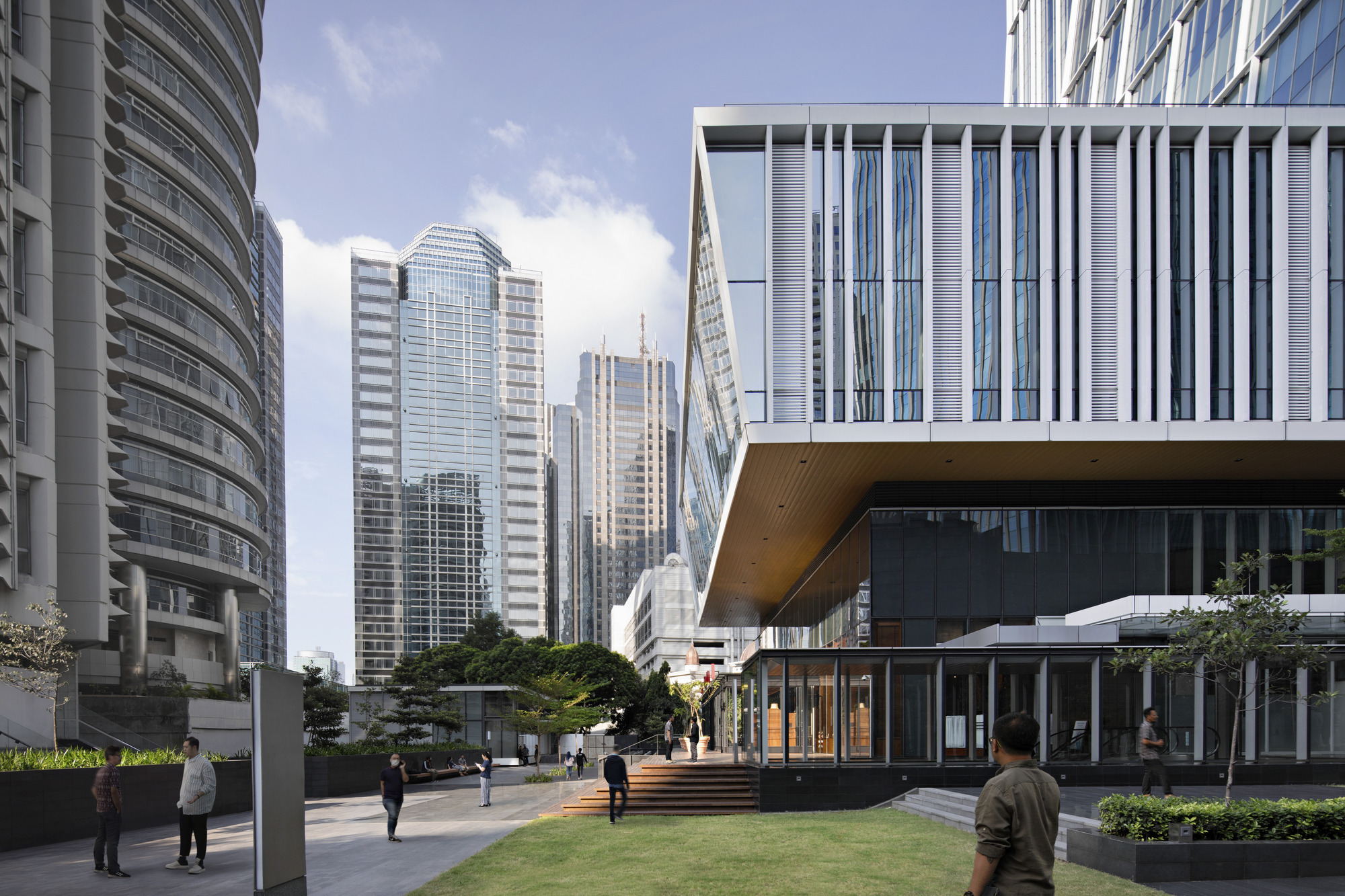 Gallery of Sequis Tower / KPF - 3