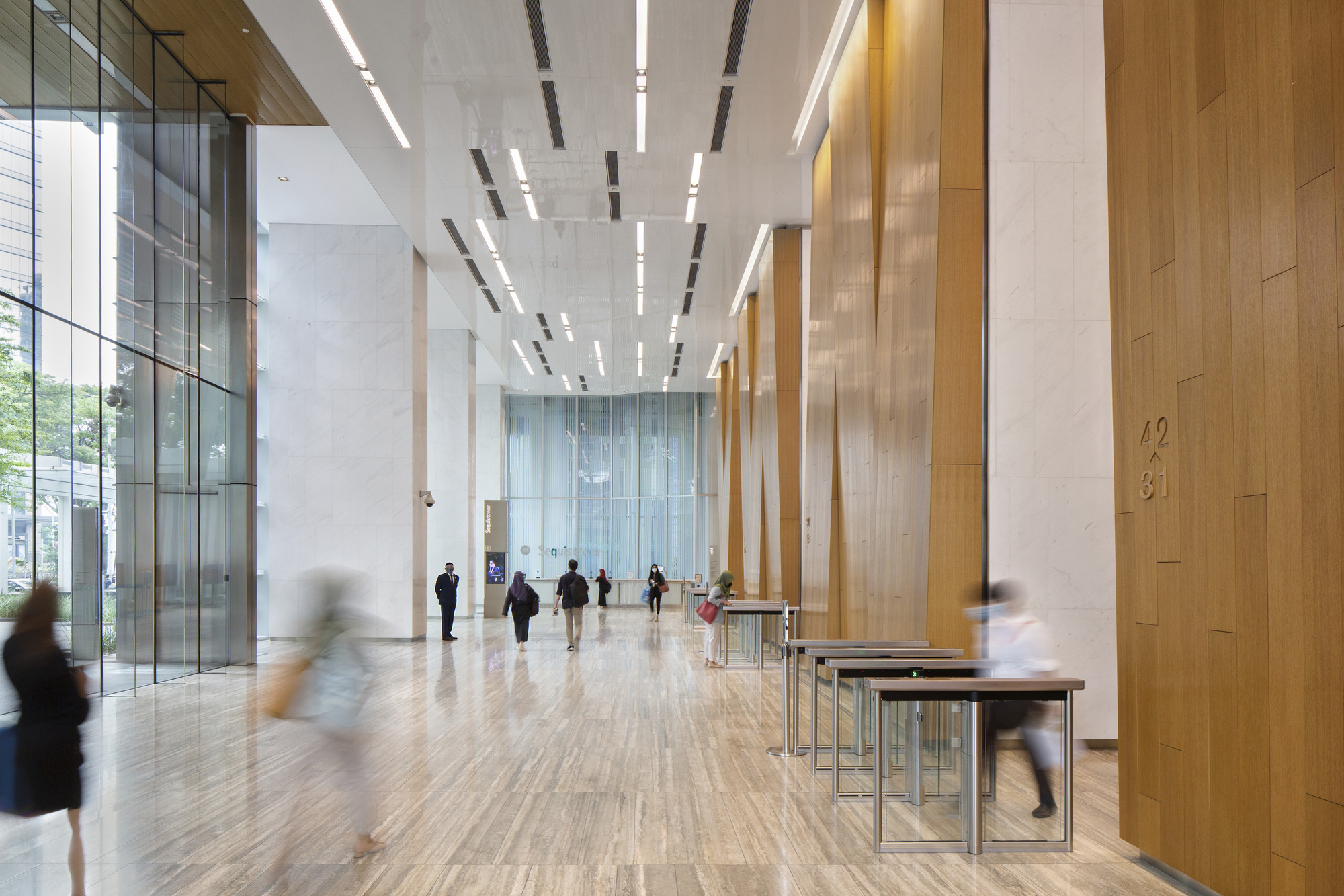 Gallery of Sequis Tower / KPF - 16