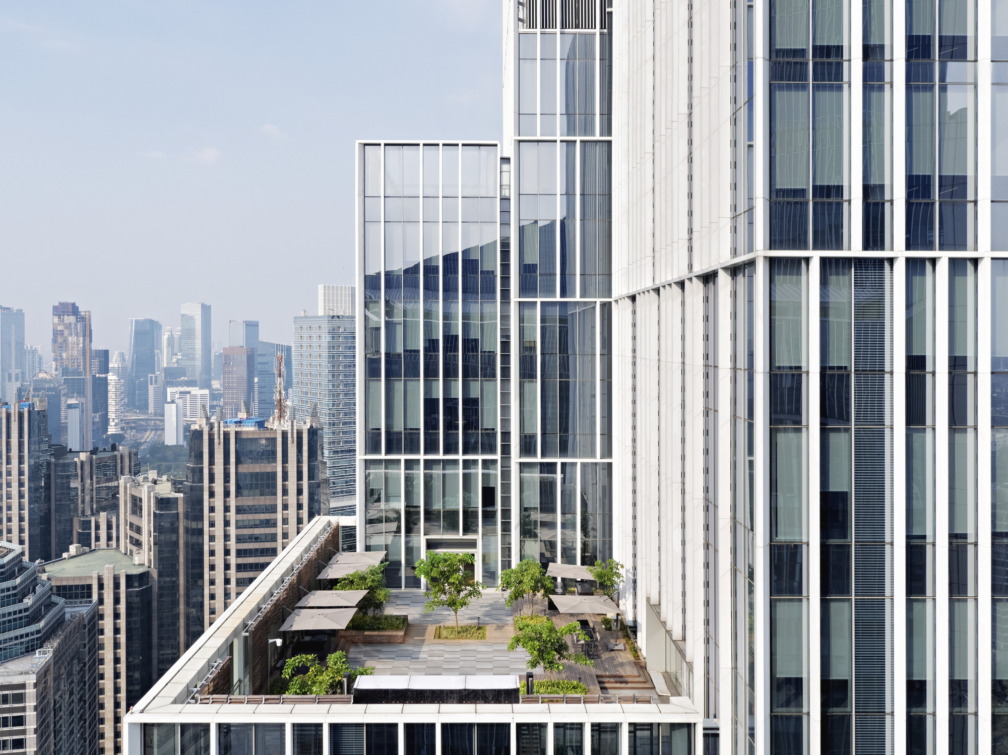 Gallery of Sequis Tower / KPF - 2