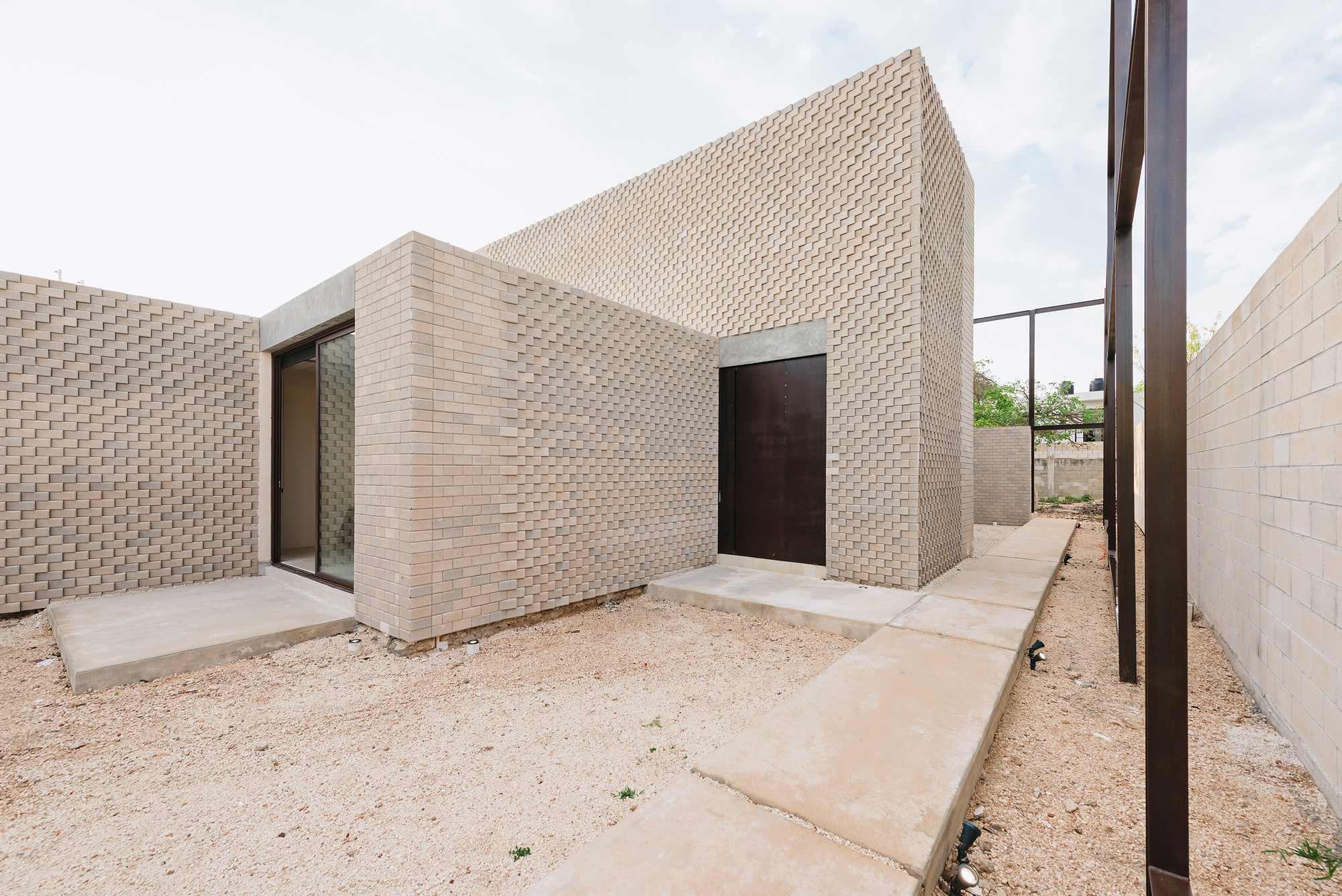 Galería de Casa Suncho / EURK - 24