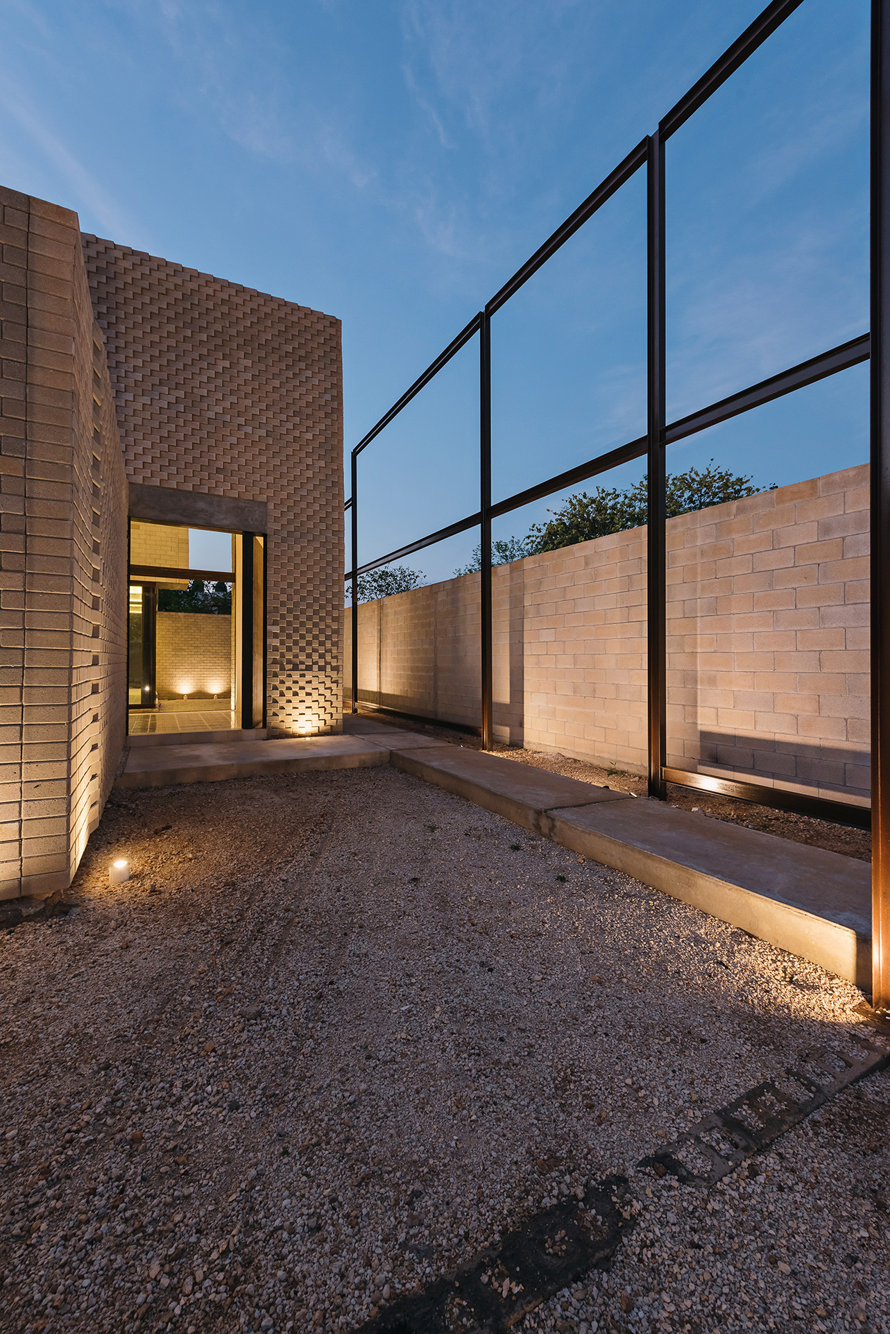 Galería de Casa Suncho / EURK - 25