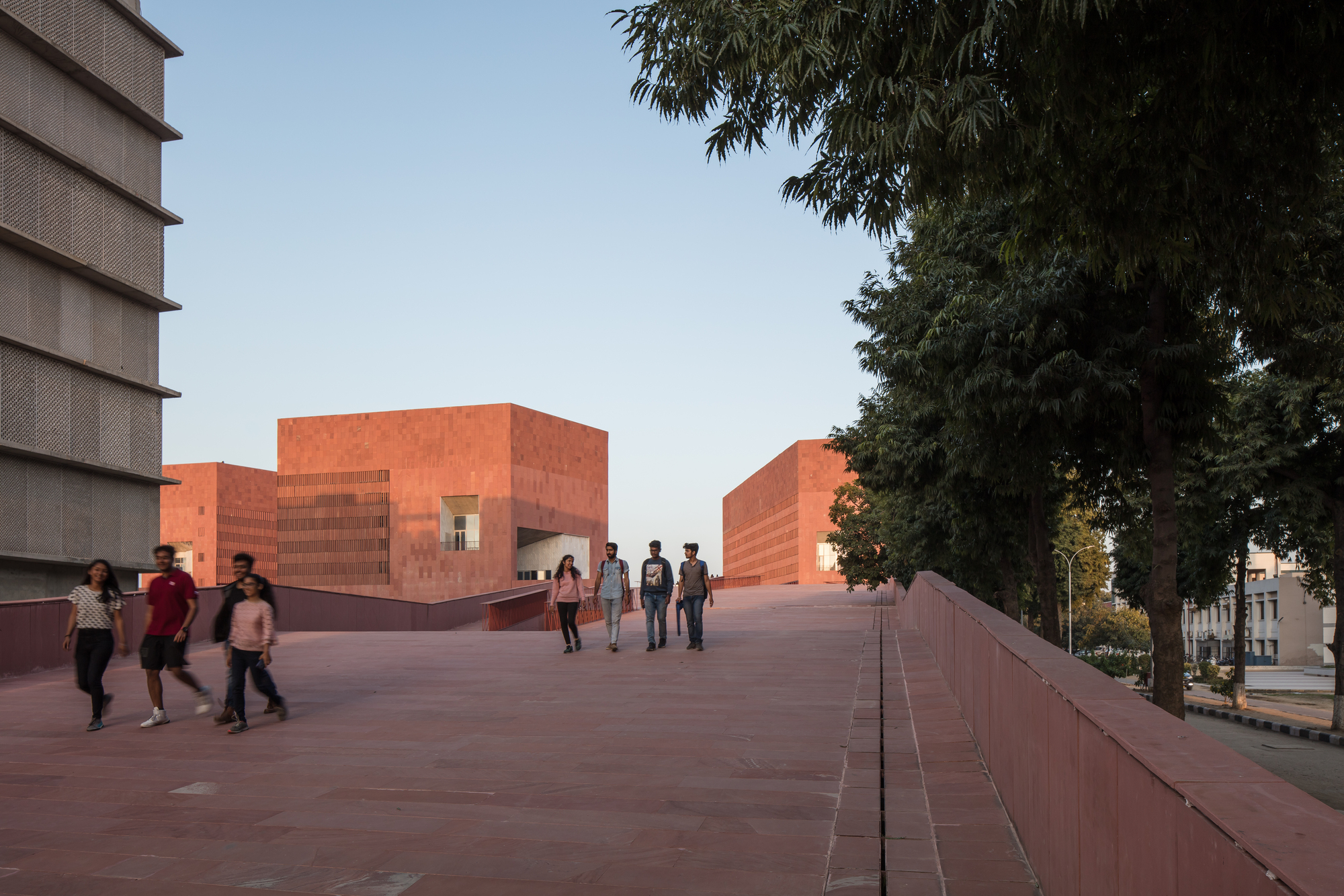 Gallery of Thapar University Learning Laboratory / Mccullough Mulvin ...