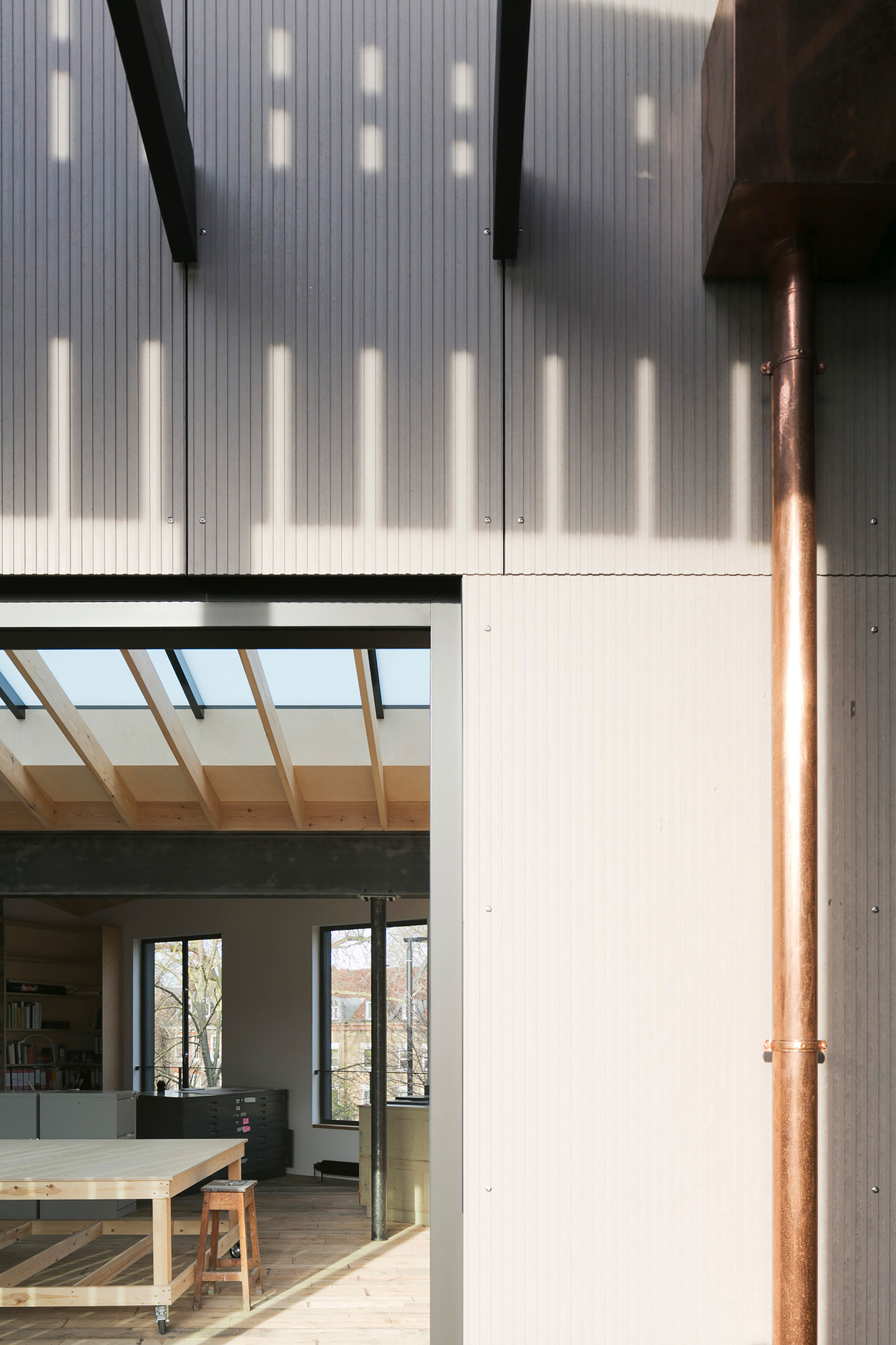Gallery of Artist's Studio in Stepney in London / Martin Edwards ...