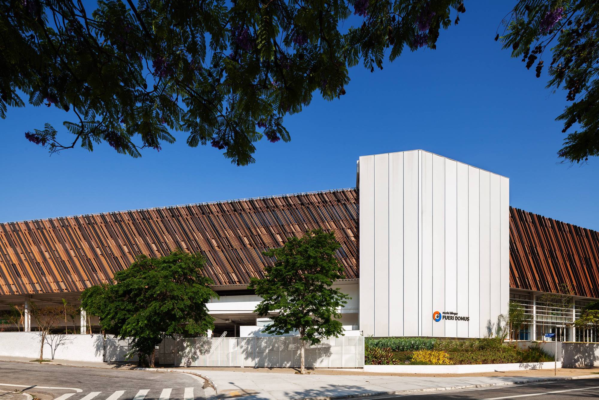 Escola Bilíngue Pueri Domus / Perkins&Will | ArchDaily Brasil