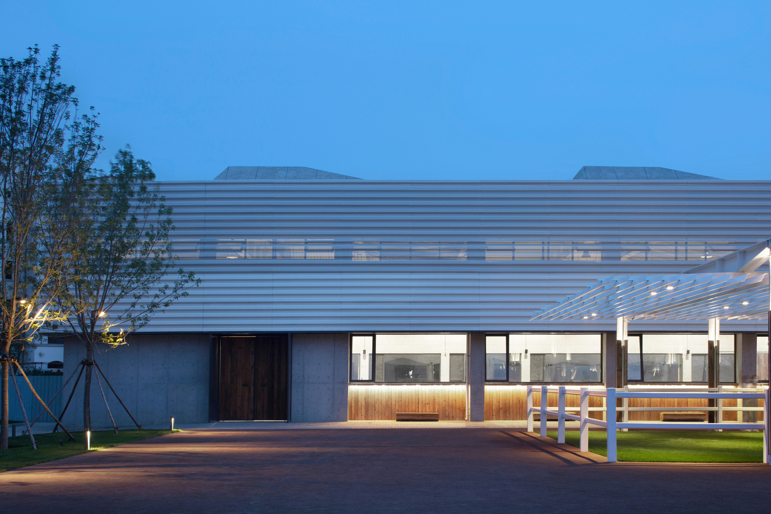 Gallery of Aranya Equestrian Center / in:Flux architecture - 15