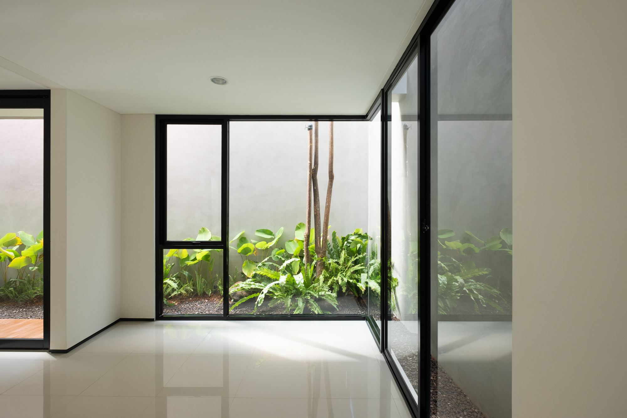 Gallery of Cempaka Putih House / Studio Arsitektropis - 7