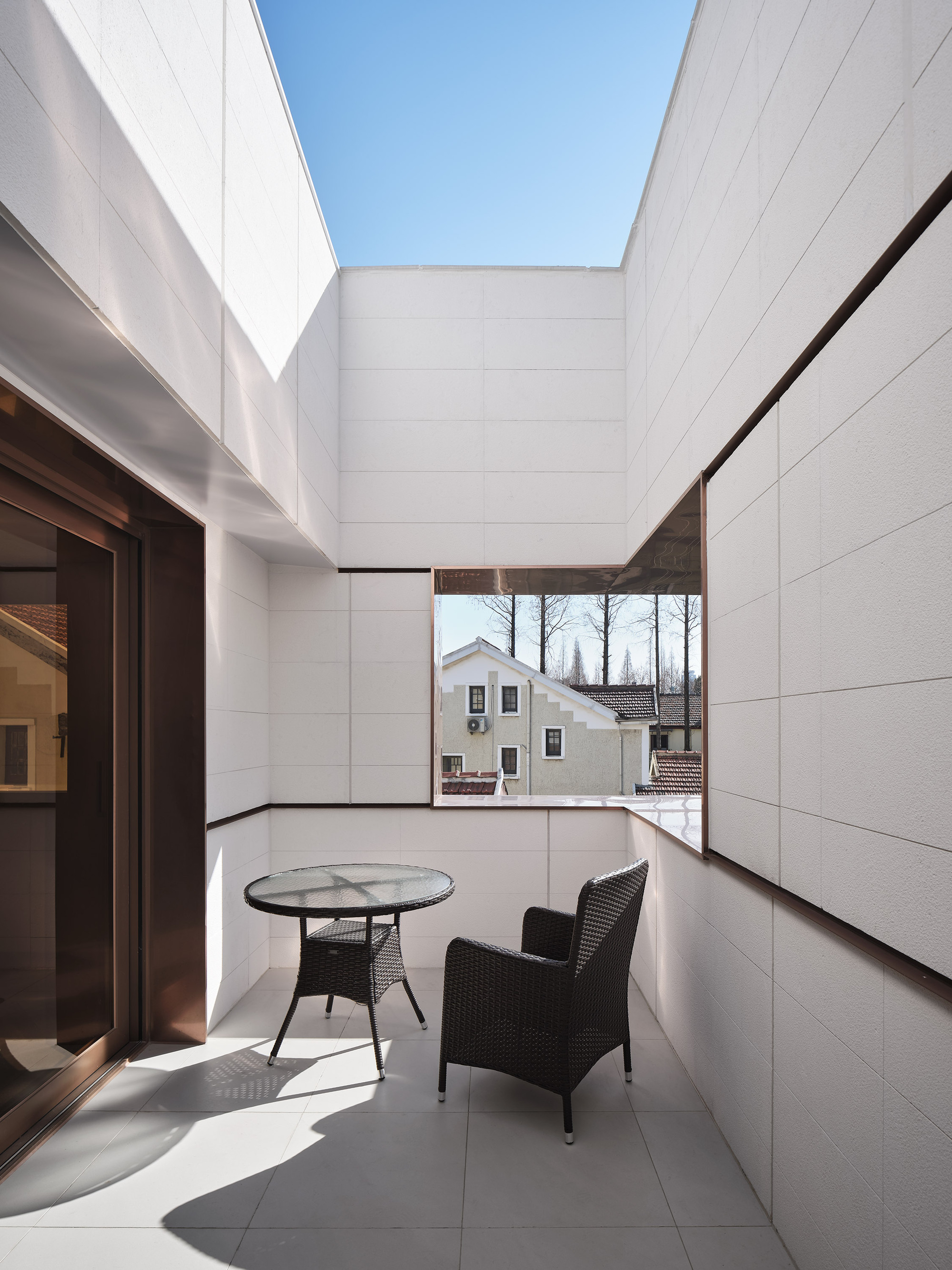 Gallery of Office Villa Renovation in FFC Shanghai / HCCH Studio - 20