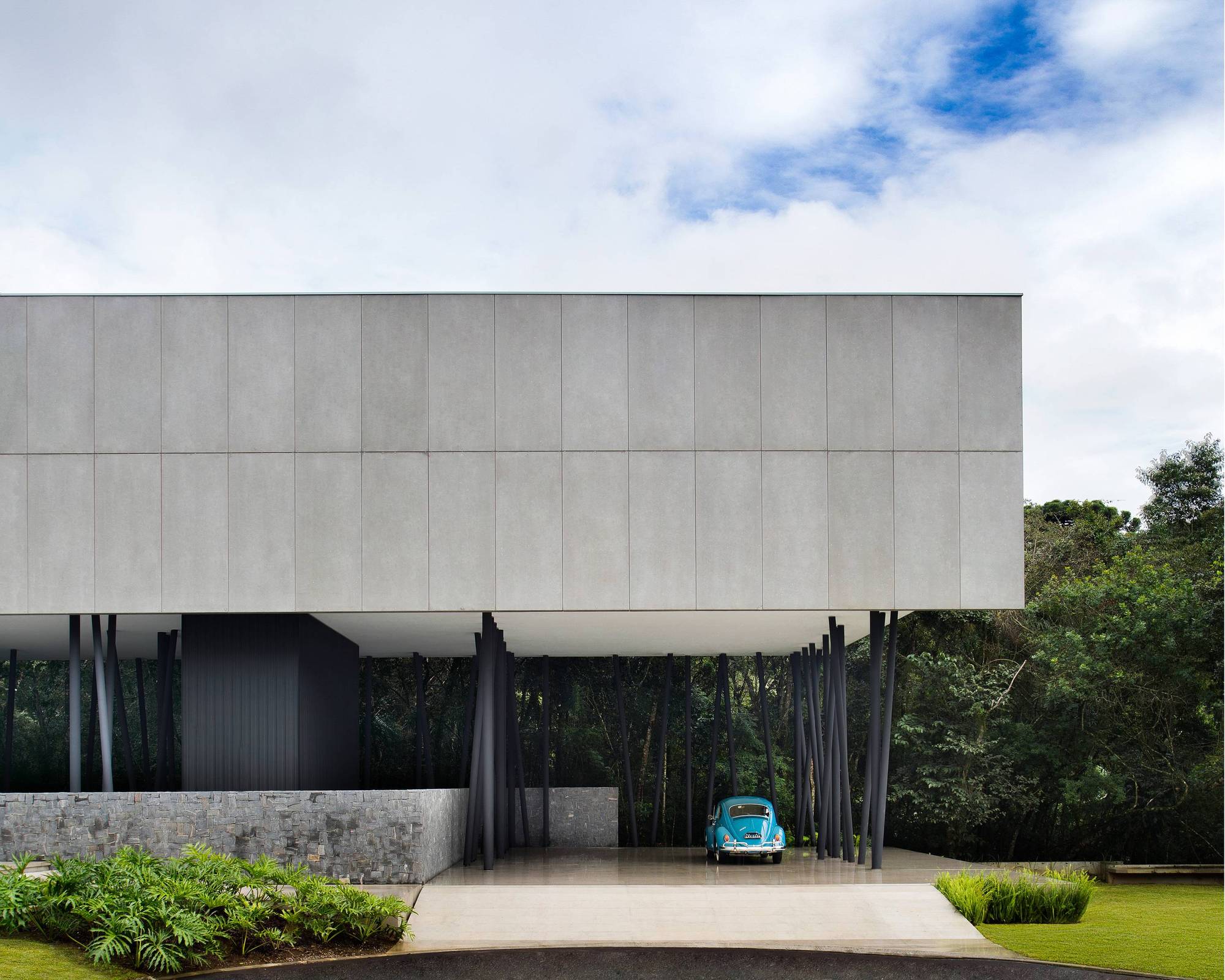 Gallery of Tree House / Studio Guilherme Torres - 6