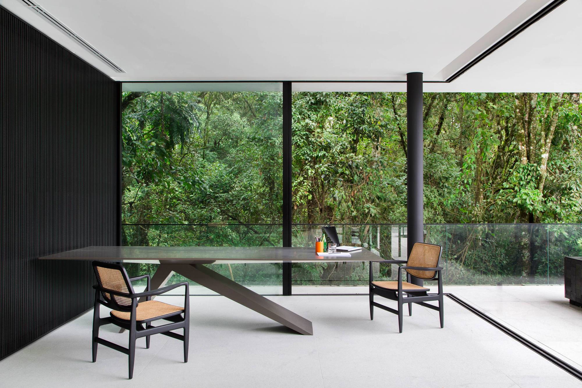 Gallery of Tree House / Studio Guilherme Torres - 22