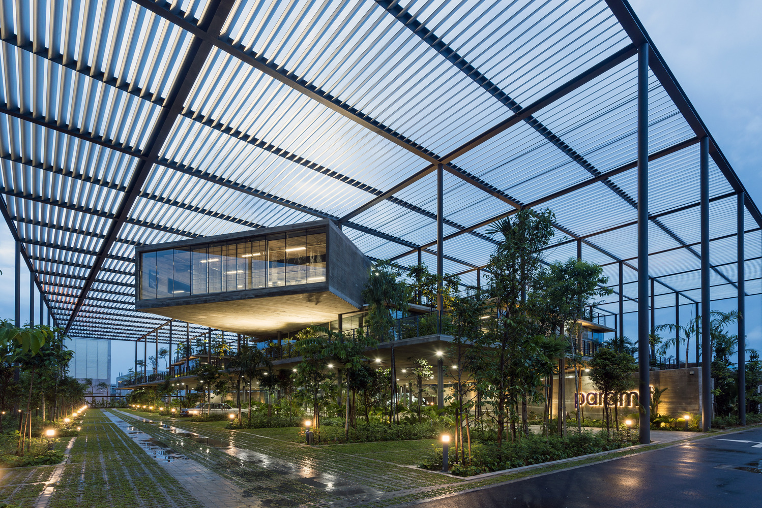 Gallery of Biophilia in Architecture: Nature Indoors and Outdoors - 12