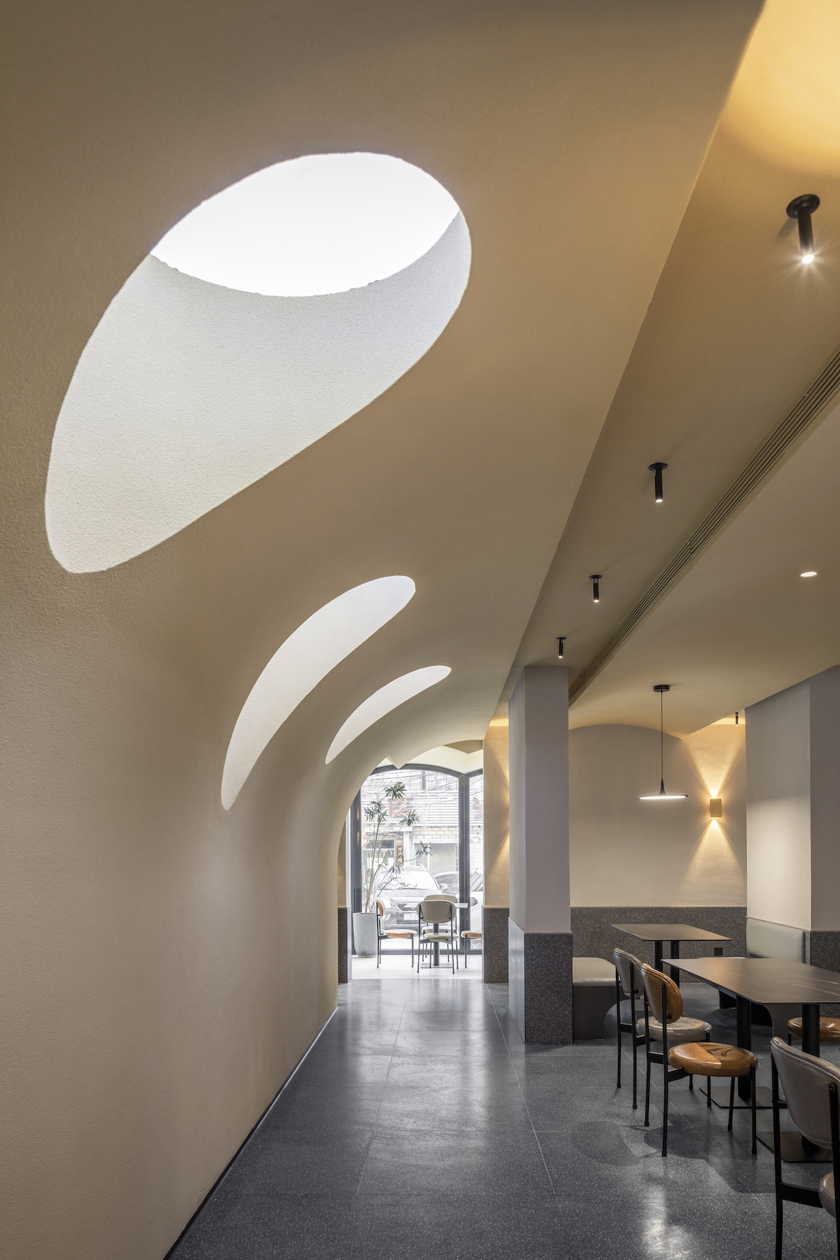 Gallery of Muee Restaurant / MAT Office - 9