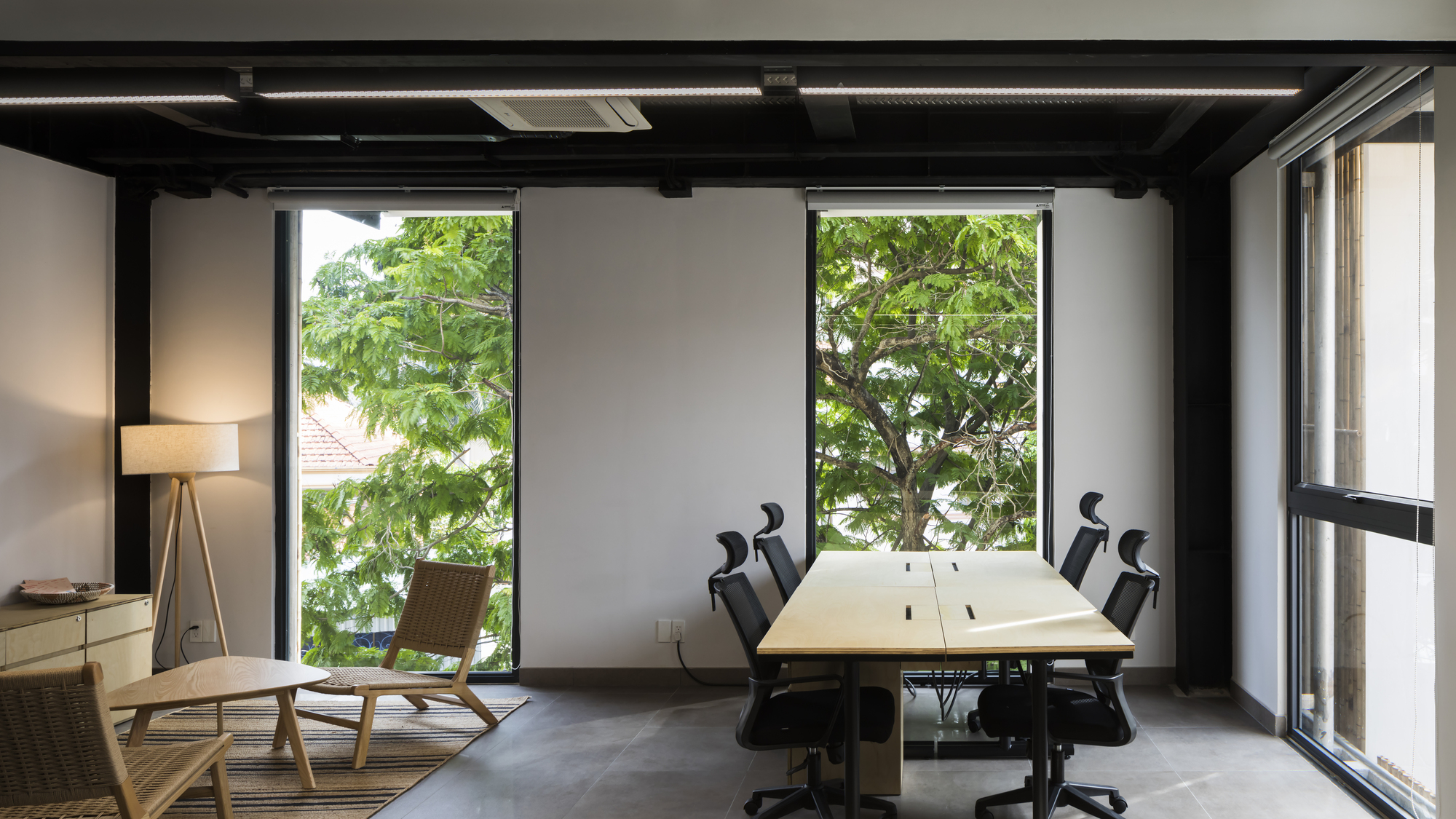 Gallery of Bioclimatic Flexi-Office / T3 ARCHITECTS - 15