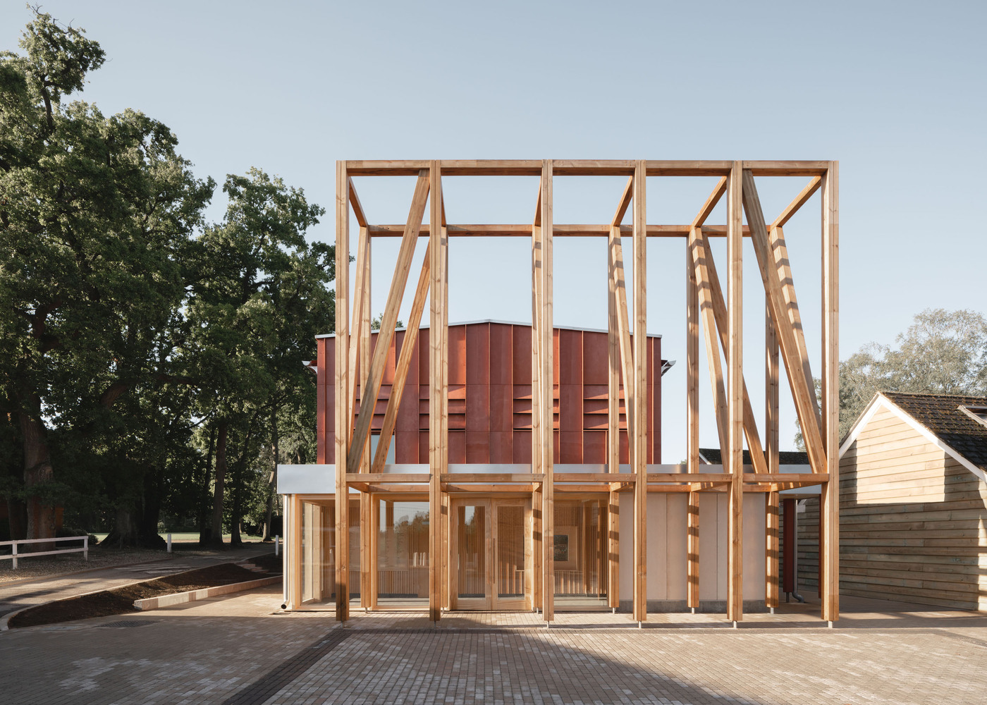 Gallery of David Brownlow Theatre / Jonathan Tuckey Design - 2