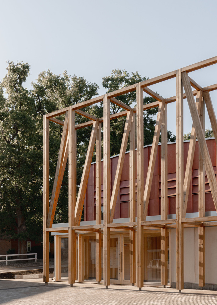 Gallery of David Brownlow Theatre / Jonathan Tuckey Design - 8