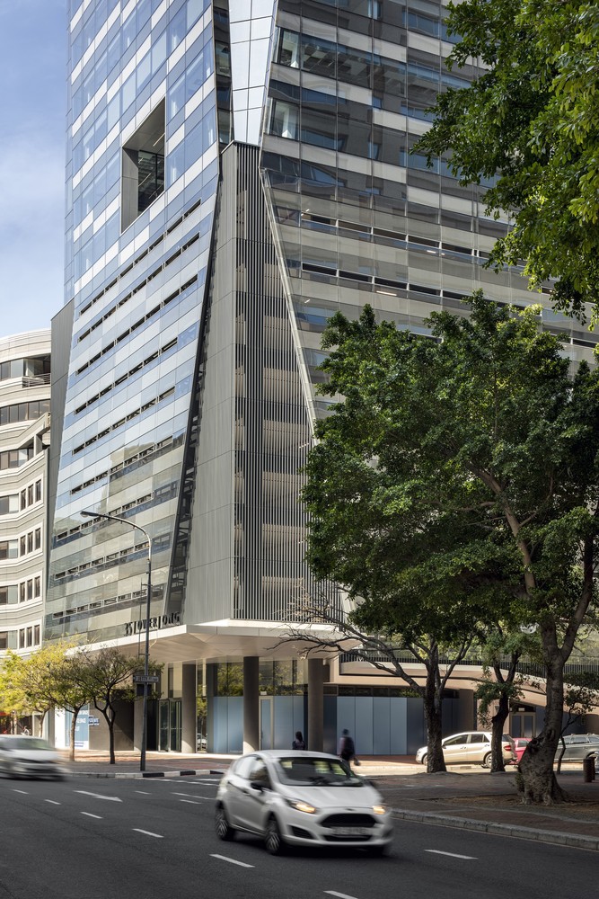 Gallery of 35 Lower Long Building / dhk Architects - 11