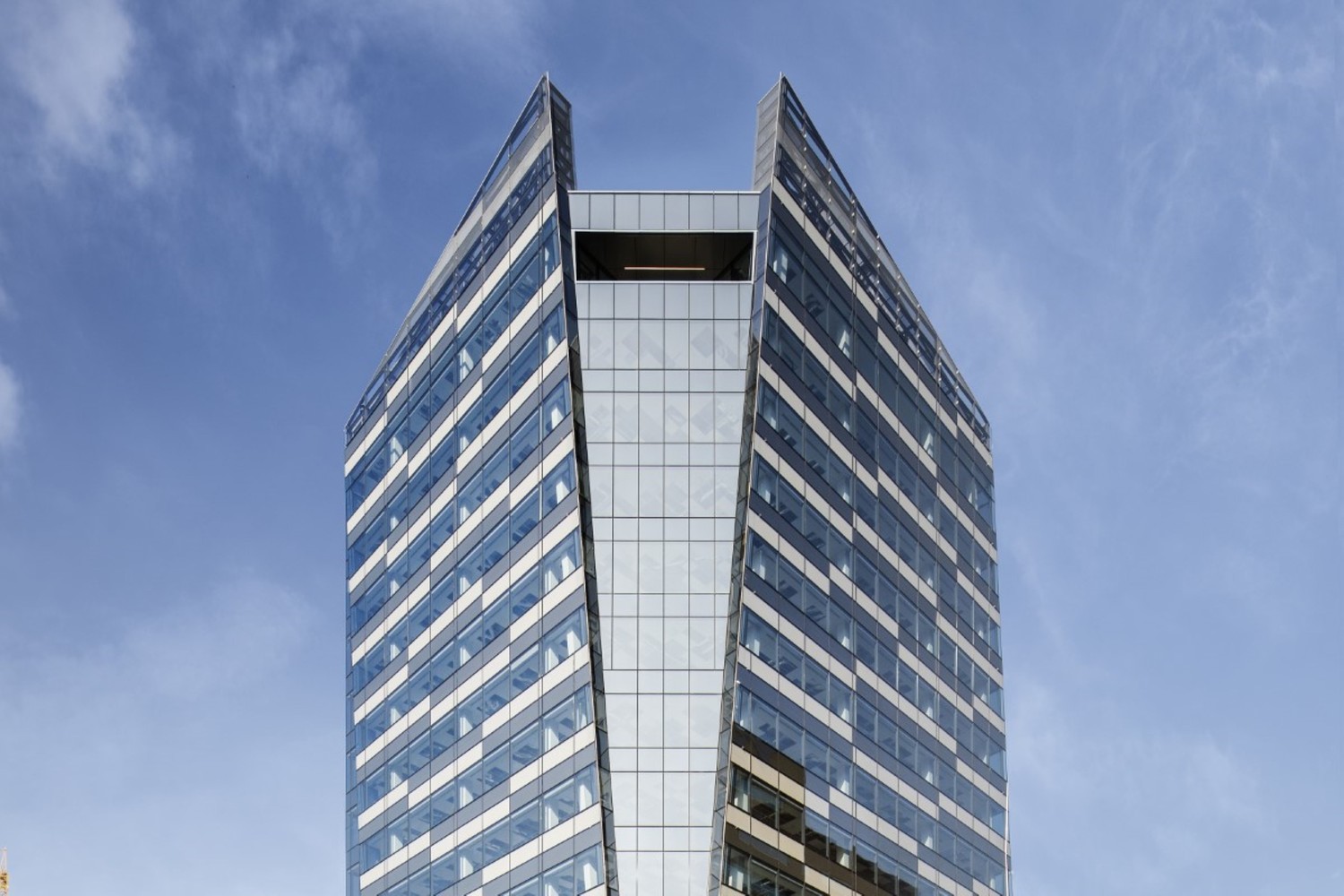 Gallery of 35 Lower Long Building / dhk Architects - 8