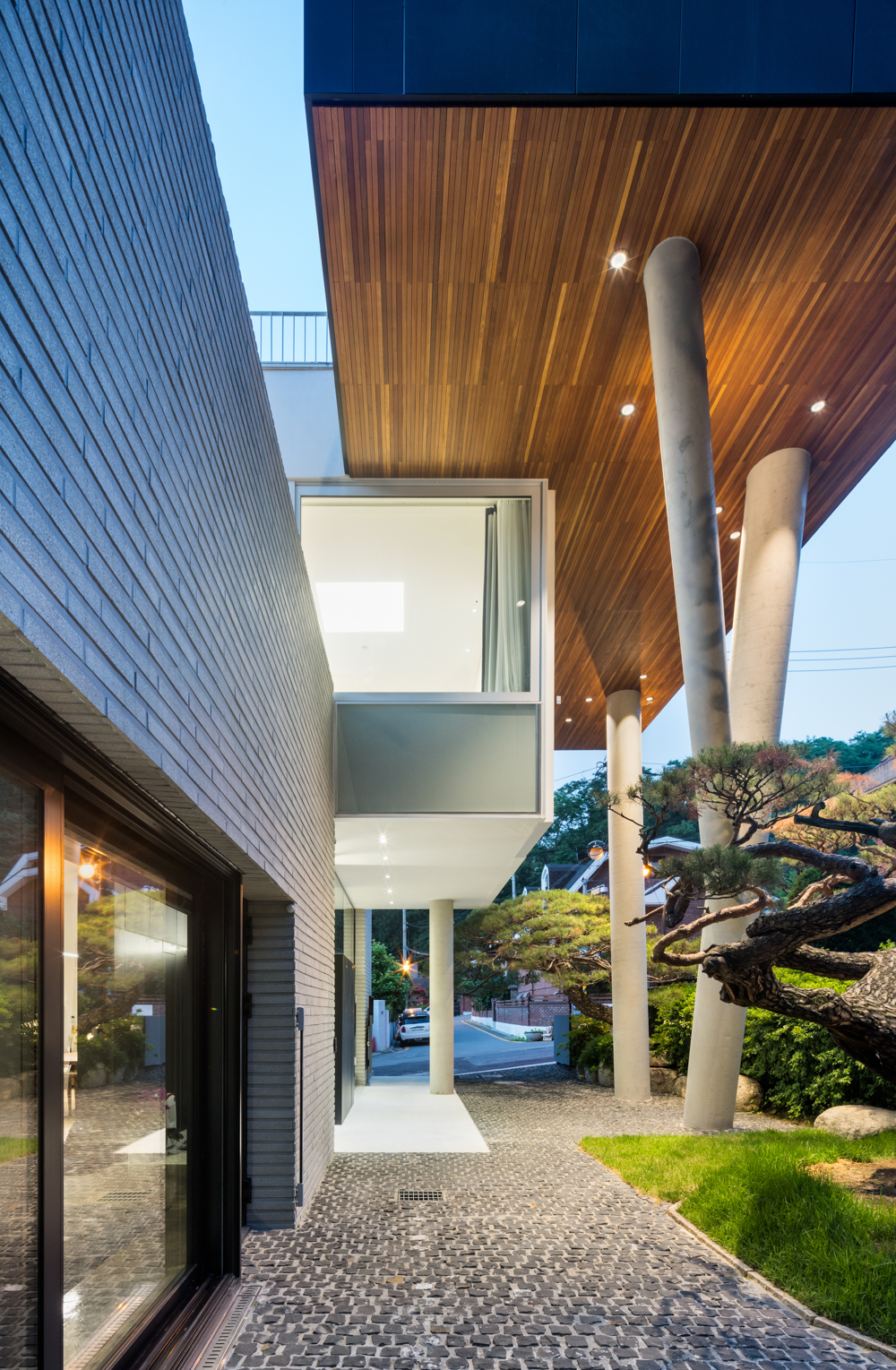 Gallery of Self Stack House / Dongjin Kim + L'eau Design - 8