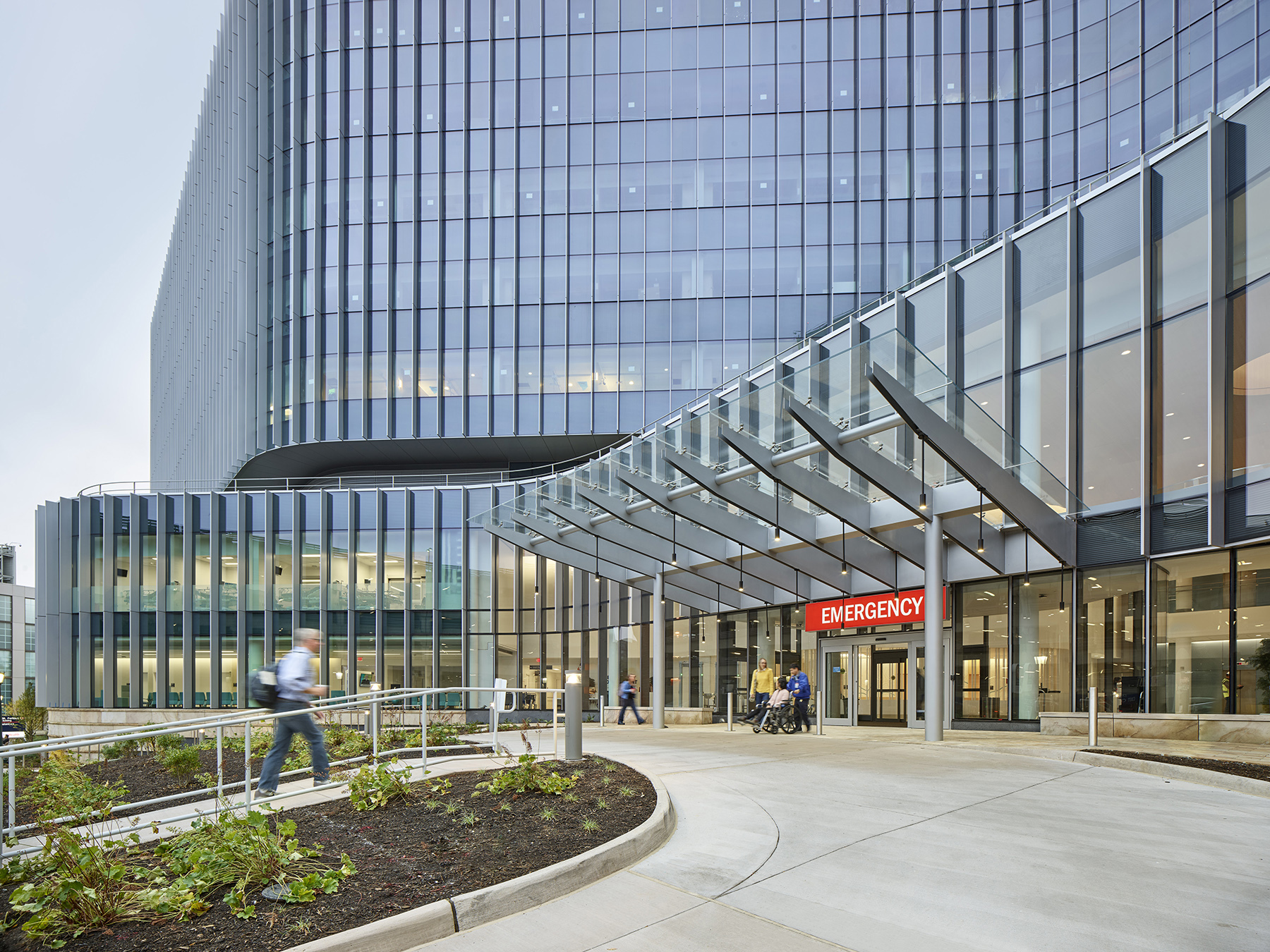Gallery of The University of Virginia, University Hospital Expansion ...