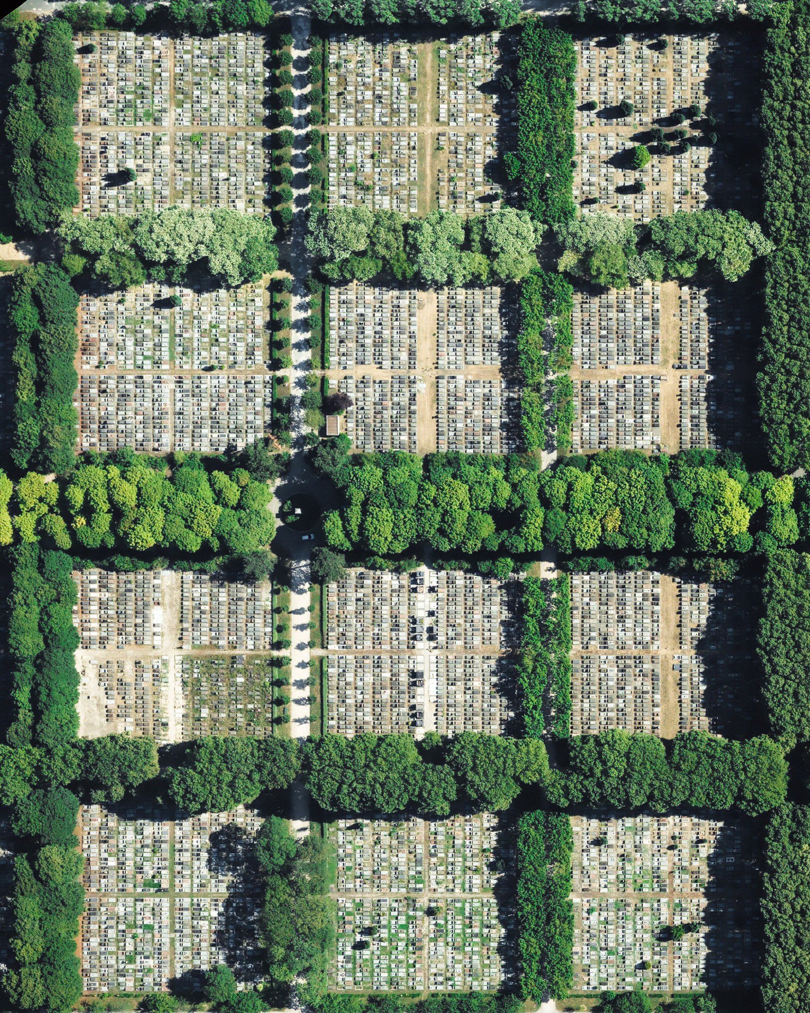 Gallery of Sacred Spaces: What Can Cemeteries Teach Us About Our ...