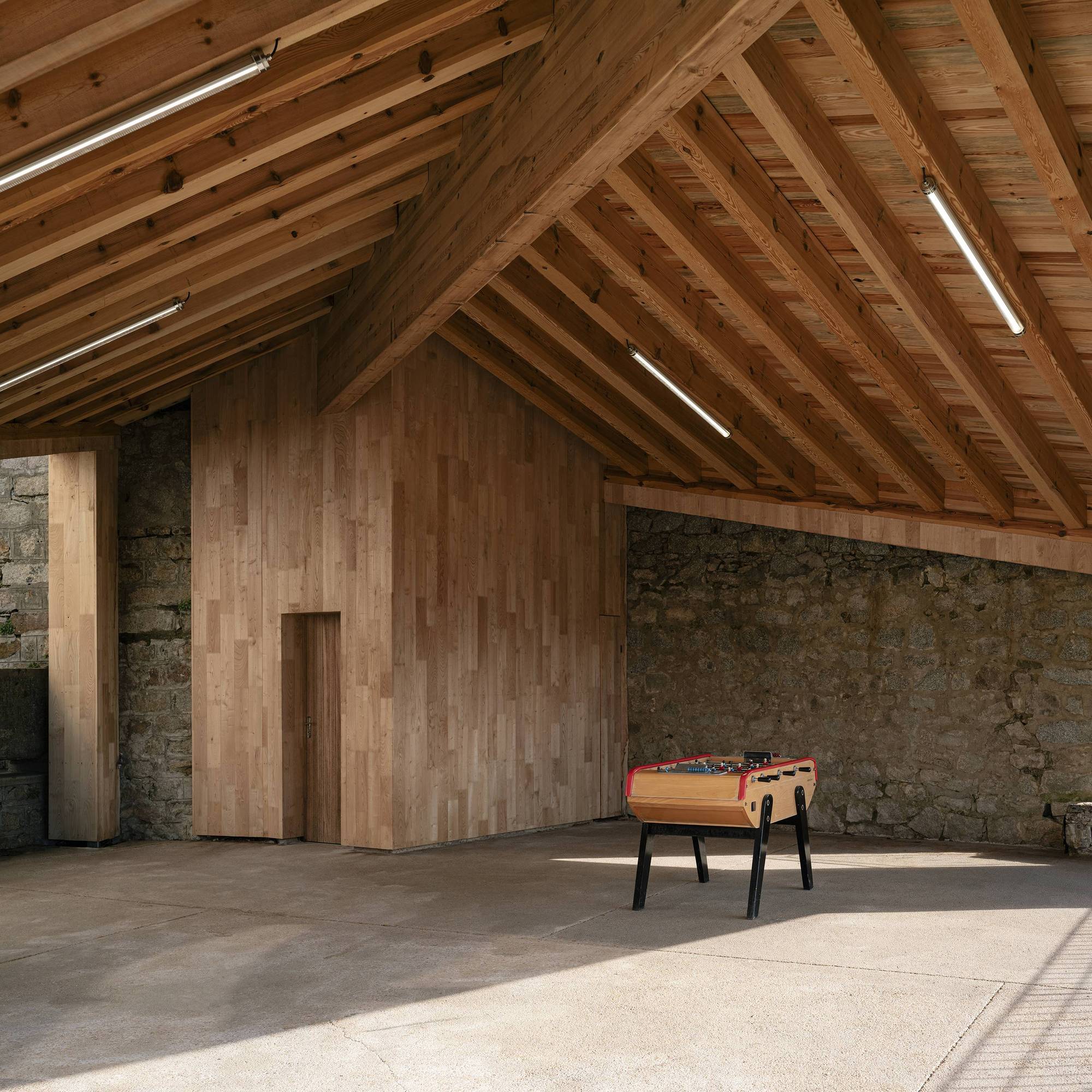 Gallery of Evisa School Porch / Orma Architettura - 3