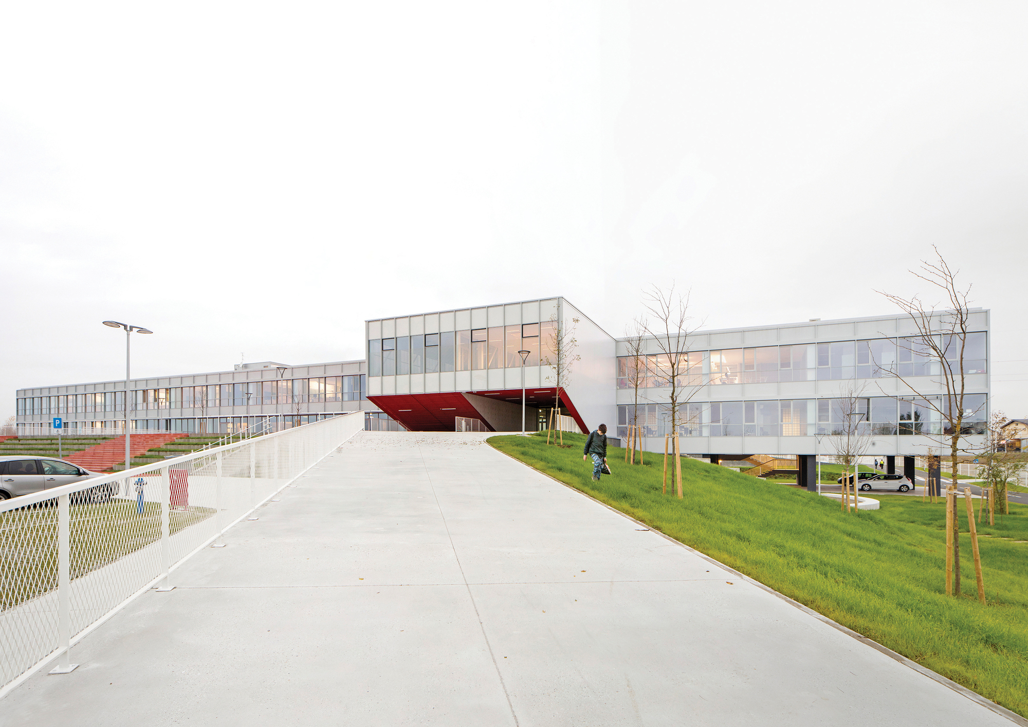 Galería de Escuela Ivanja Reka / Submap + J.K.A. Arhitekti - 7