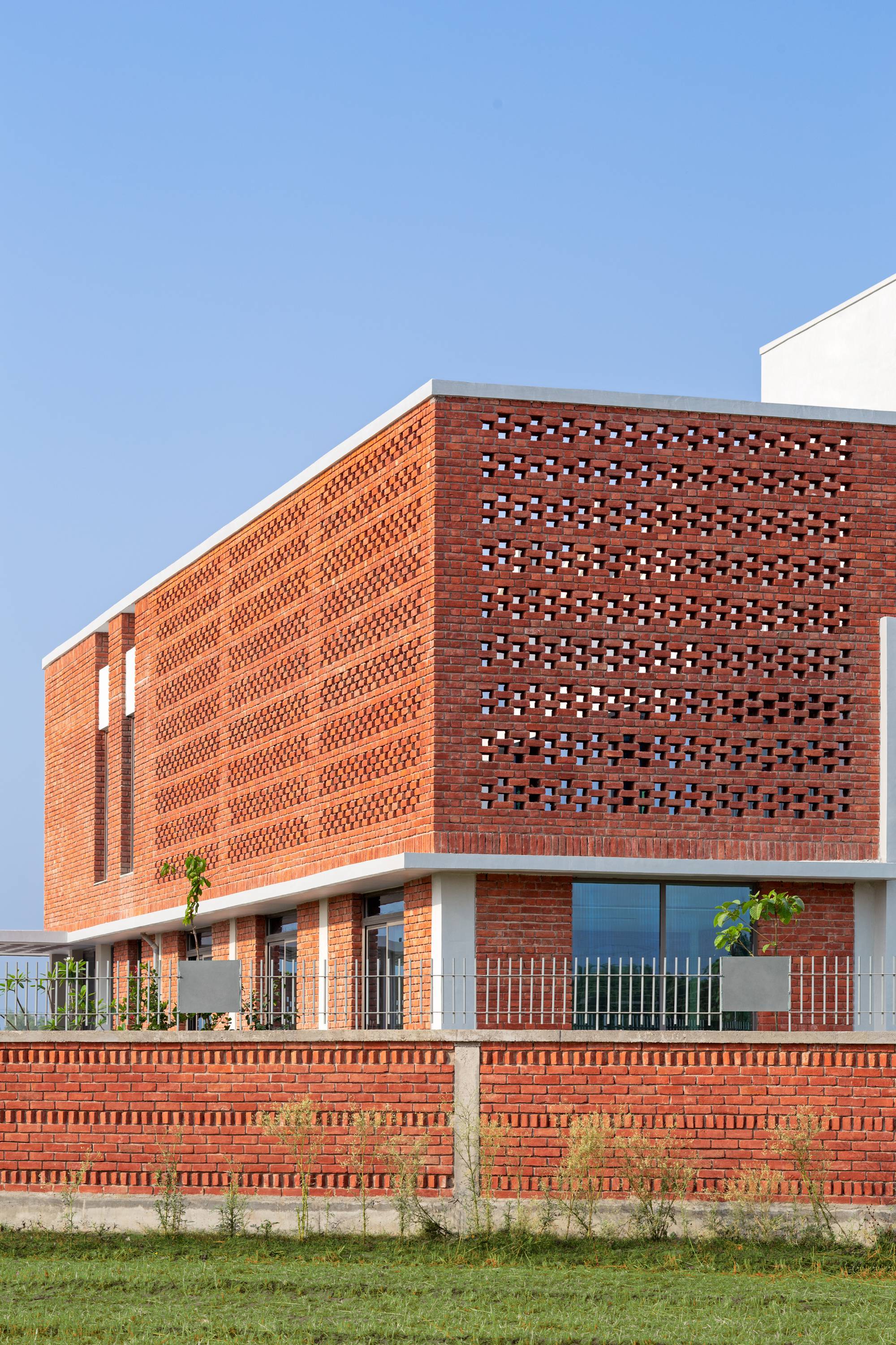 Gallery of Integrated Production Facility for Organic India / Studio ...