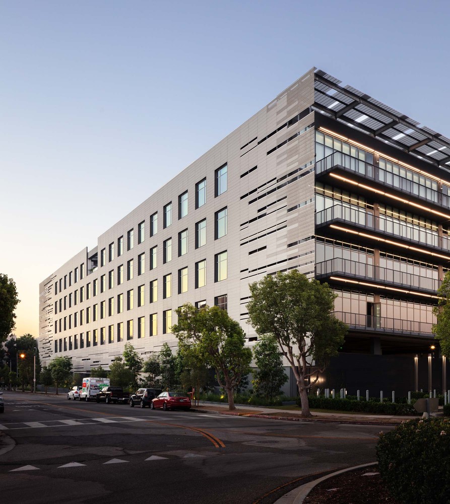 Gallery of WE3 at Water's Edge / SPF: architects - 11