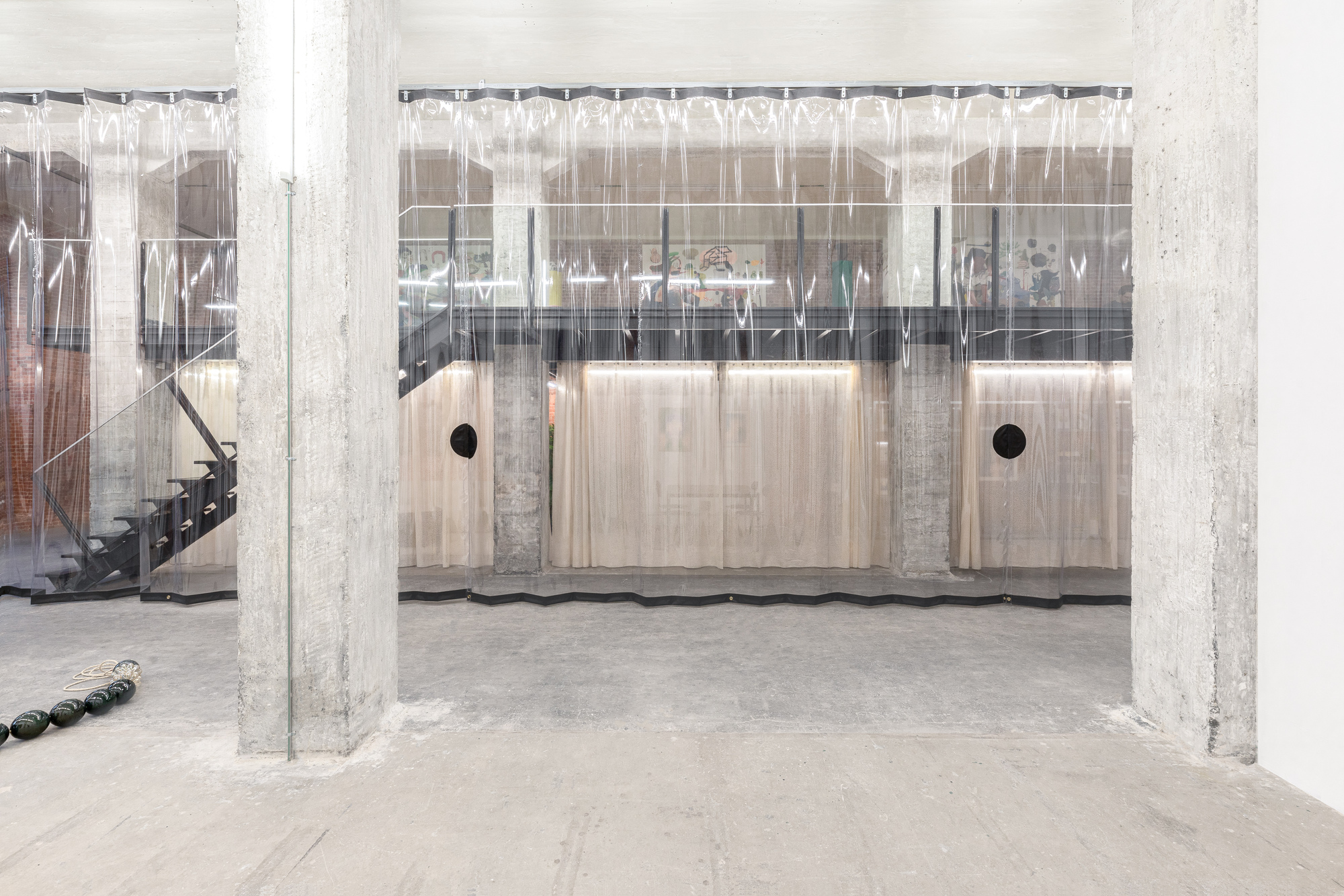 Gallery of Obsidian Gallery / Midnight Green - 7