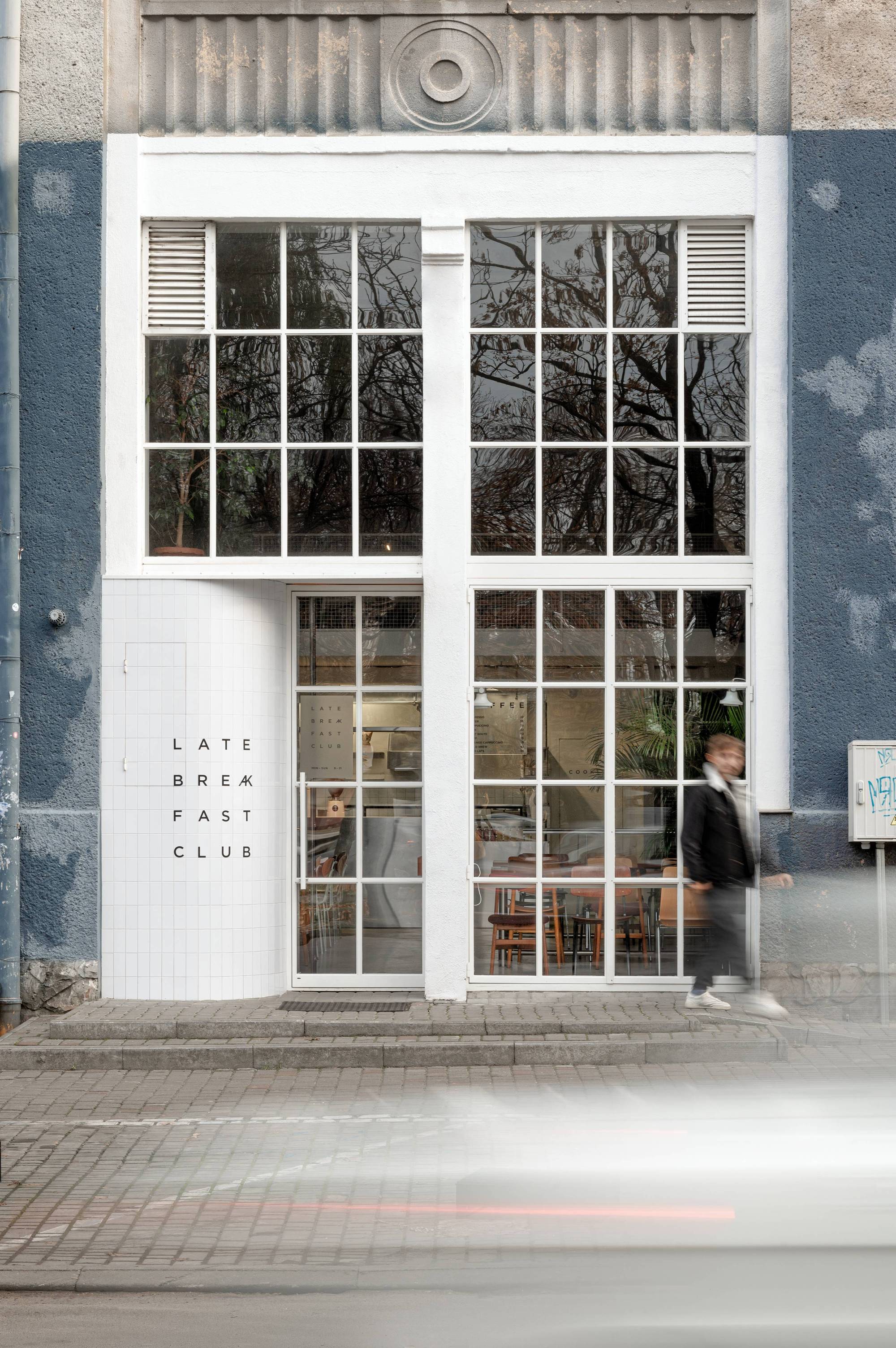 Gallery of Late Breakfast Club / LIS design studio - 2