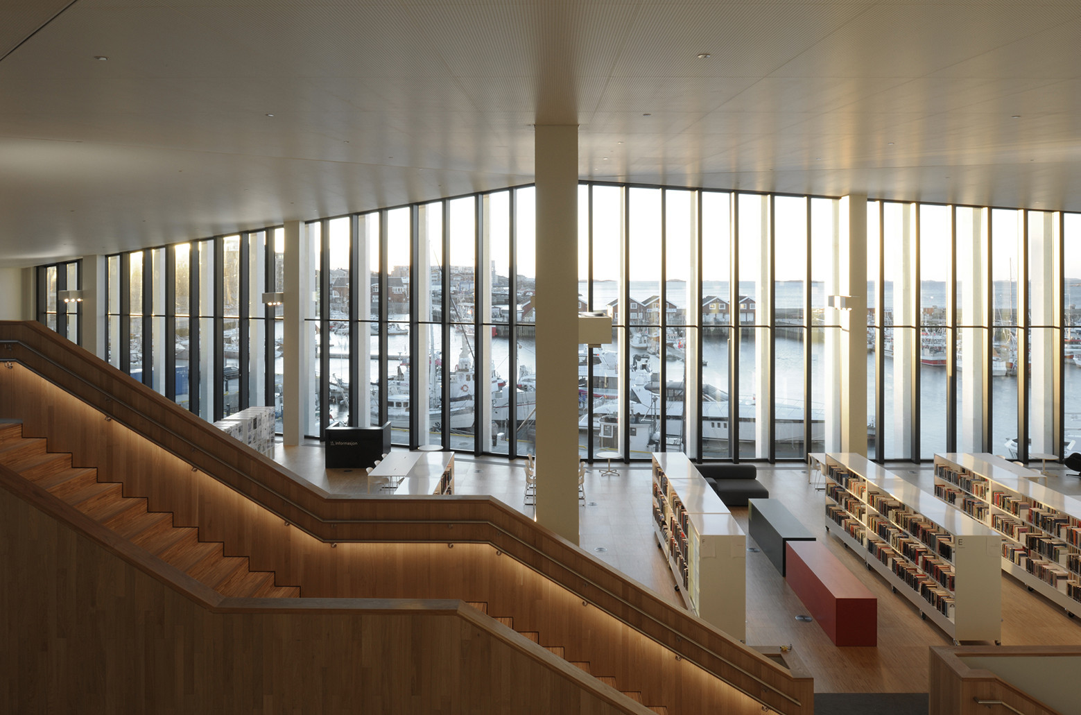 Gallery of Maritime Design: Rare Coastal Libraries Around the World - 10