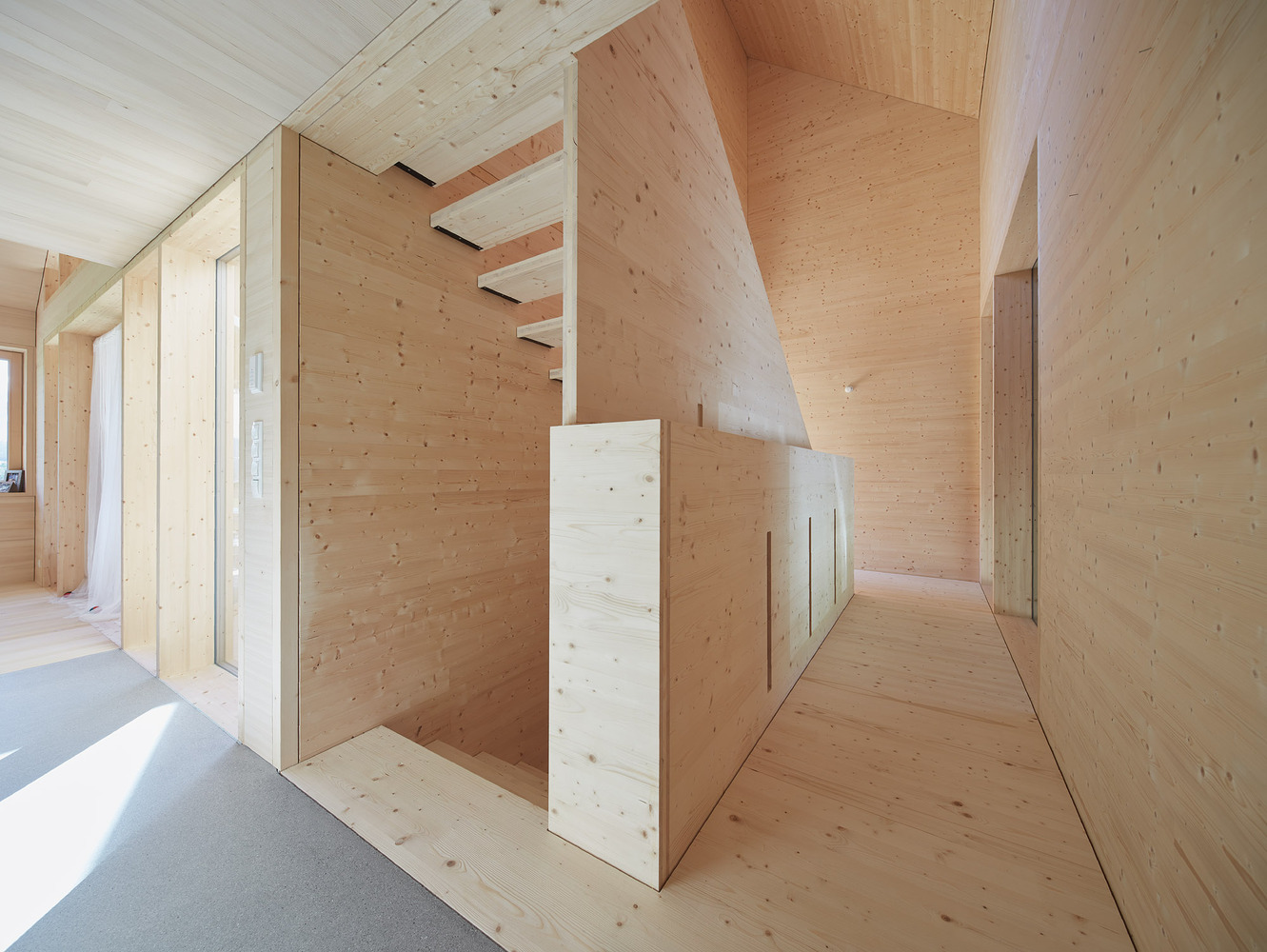 Gallery of Hehl Tenne House / OEOOO - 13