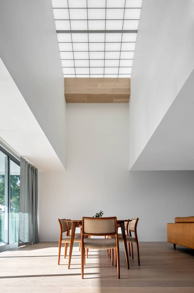 Gallery of 512 House / Traction Architecture - 24