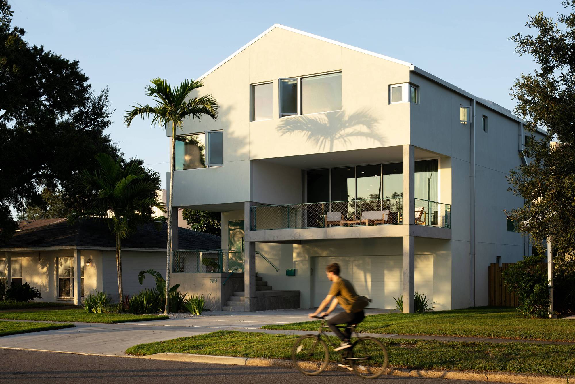 Gallery of 512 House / Traction Architecture - 6