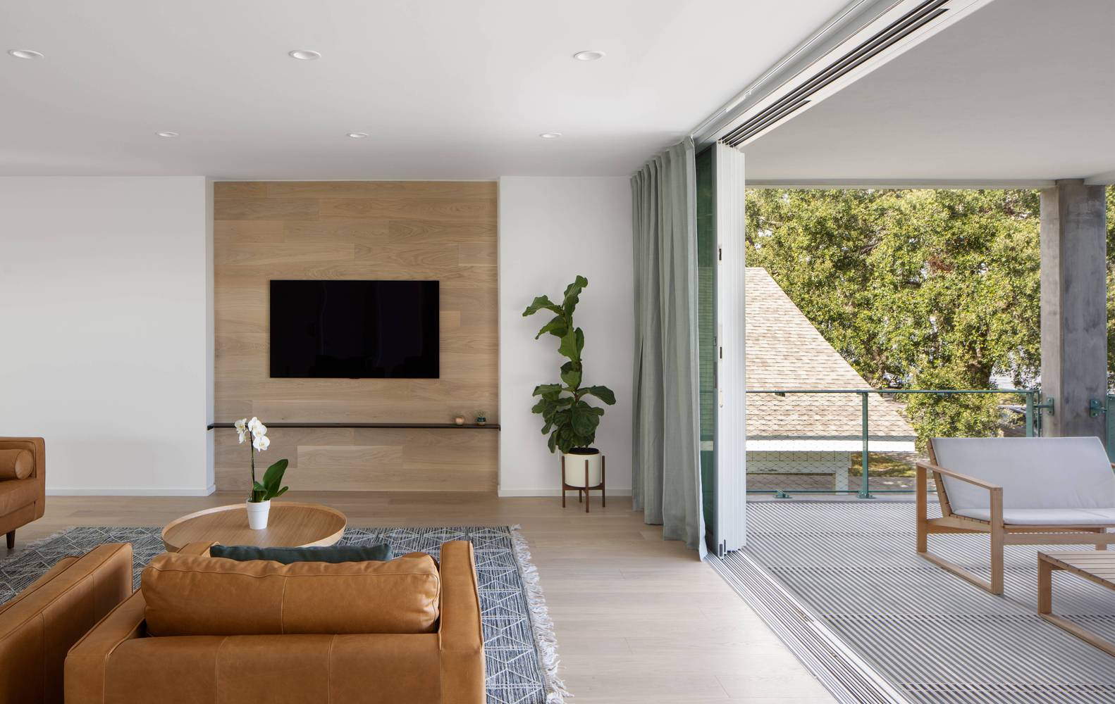 Gallery of 512 House / Traction Architecture - 6