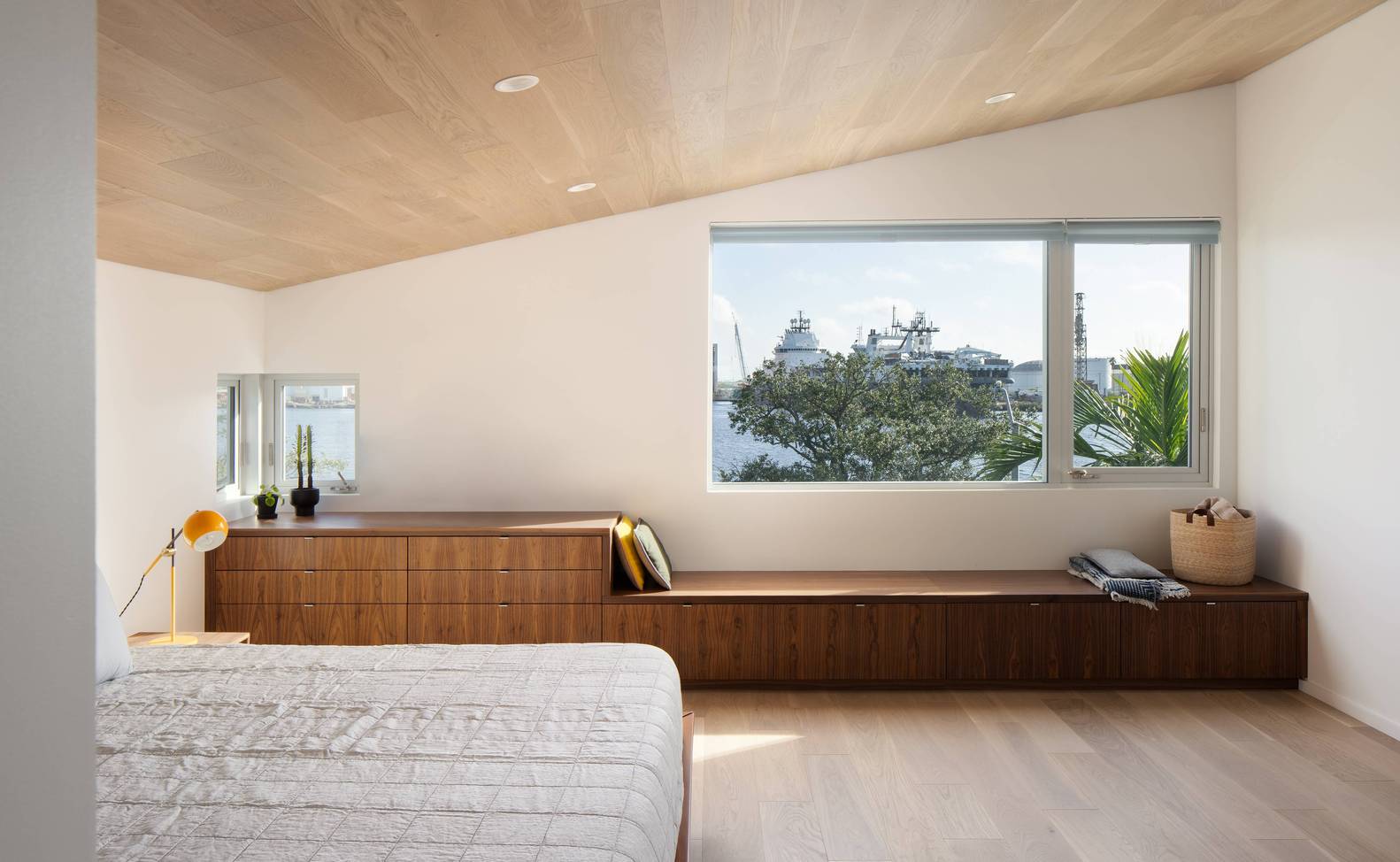 Gallery of 512 House / Traction Architecture - 32