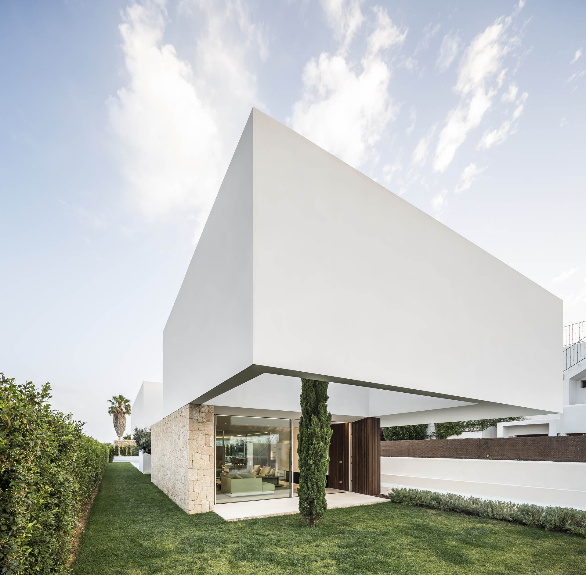 Gallery of The House of Three Trees / Gallardo Llopis Arquitectos - 2