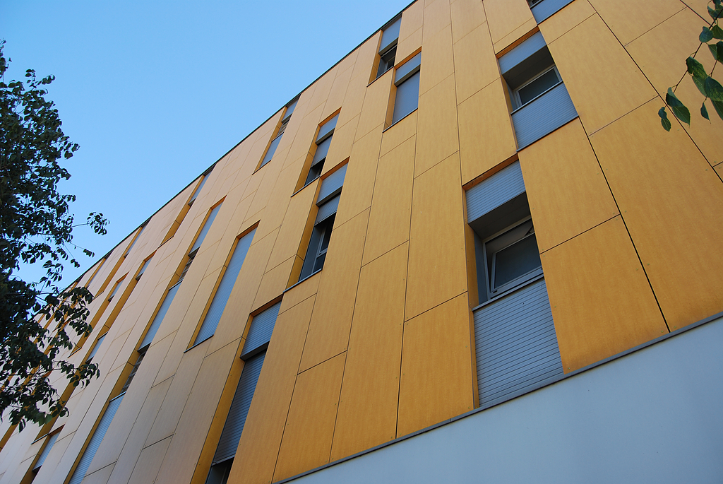 Galería de ¿Cómo especificar un revestimiento HPL? - 15