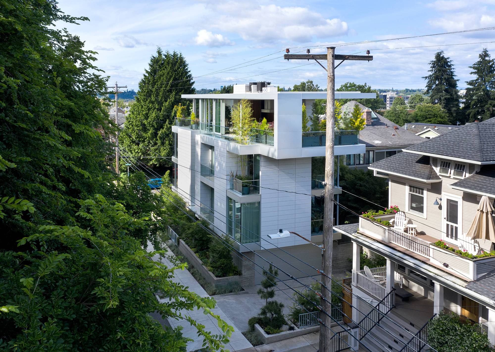 Gallery of Skyview House / William / Kaven Architecture - 2