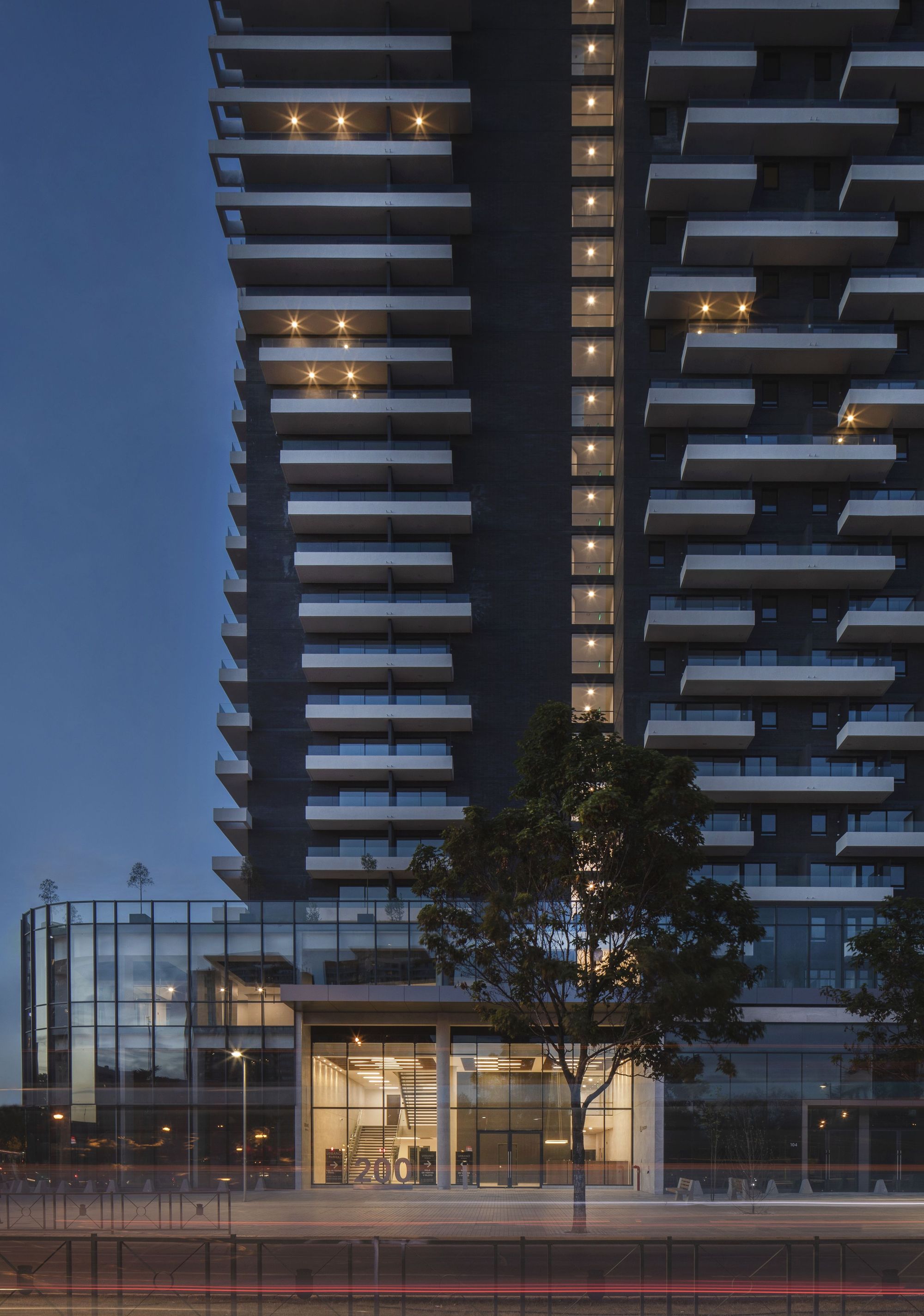 Galería de Edificio Urbano Ñuñoa / ASL Arquitectos - 7