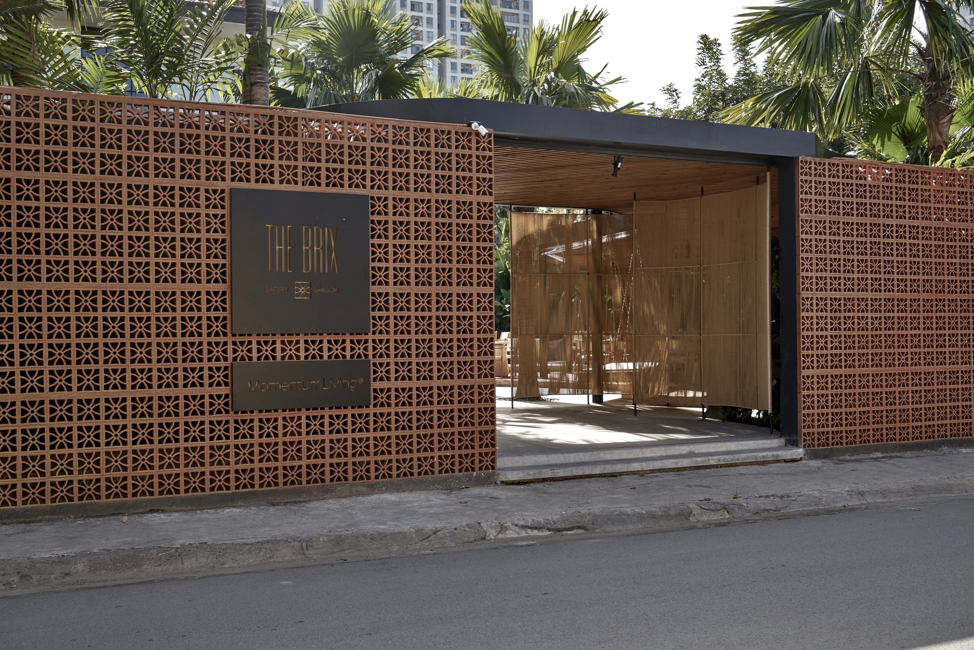 Gallery of The Brix Restaurant & Momentum Living Showroom / StudioDuo ...