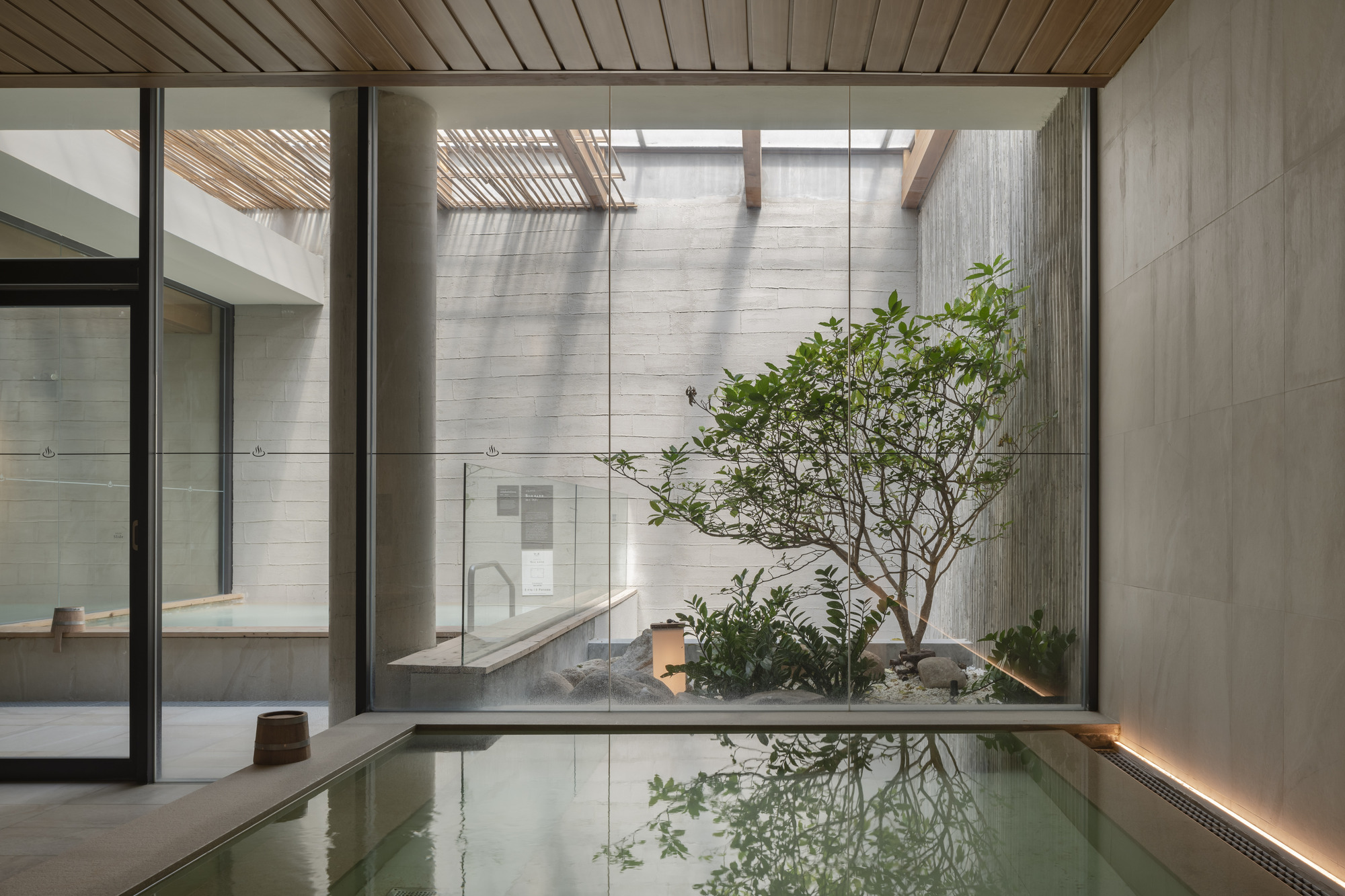 Gallery of Yunomori Onsen and Spa | Sathorn / Sixseven Studio - 15