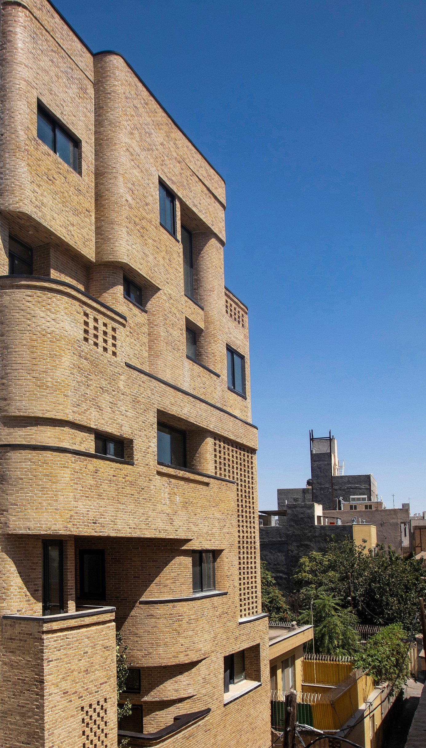 Gallery of -43m2 Building / ABAR Office - 14